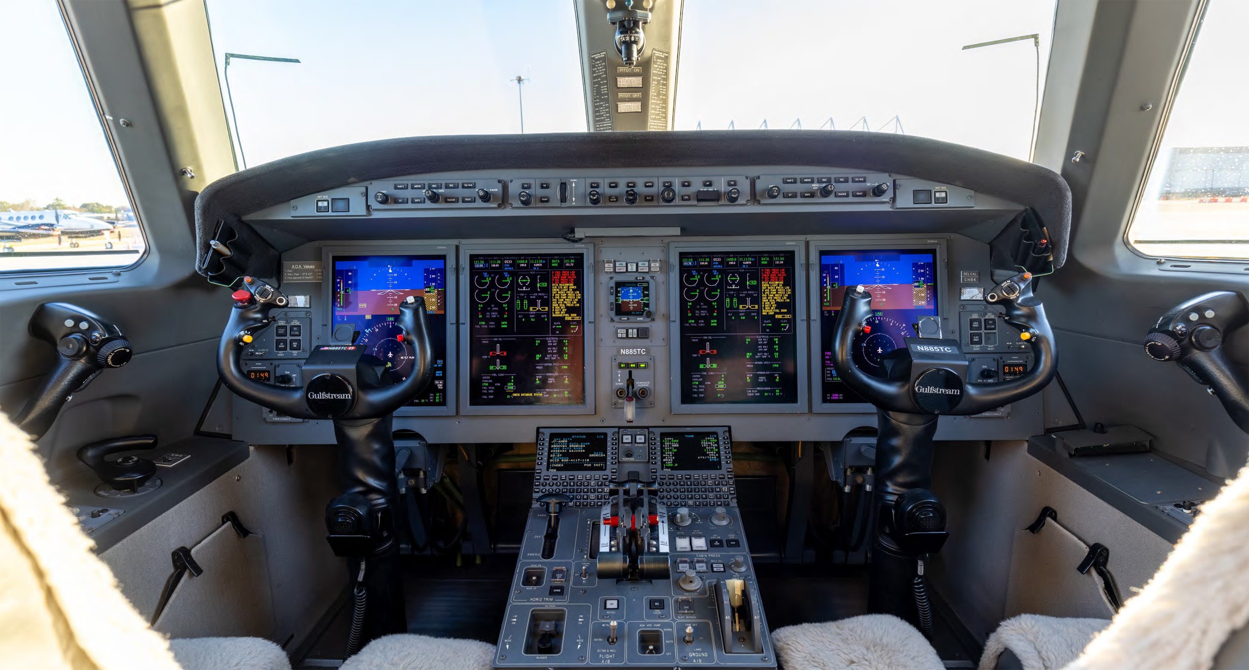 2009 Gulfstream G150 For Sale | Canada. 4800 hrs. | AvBuyer