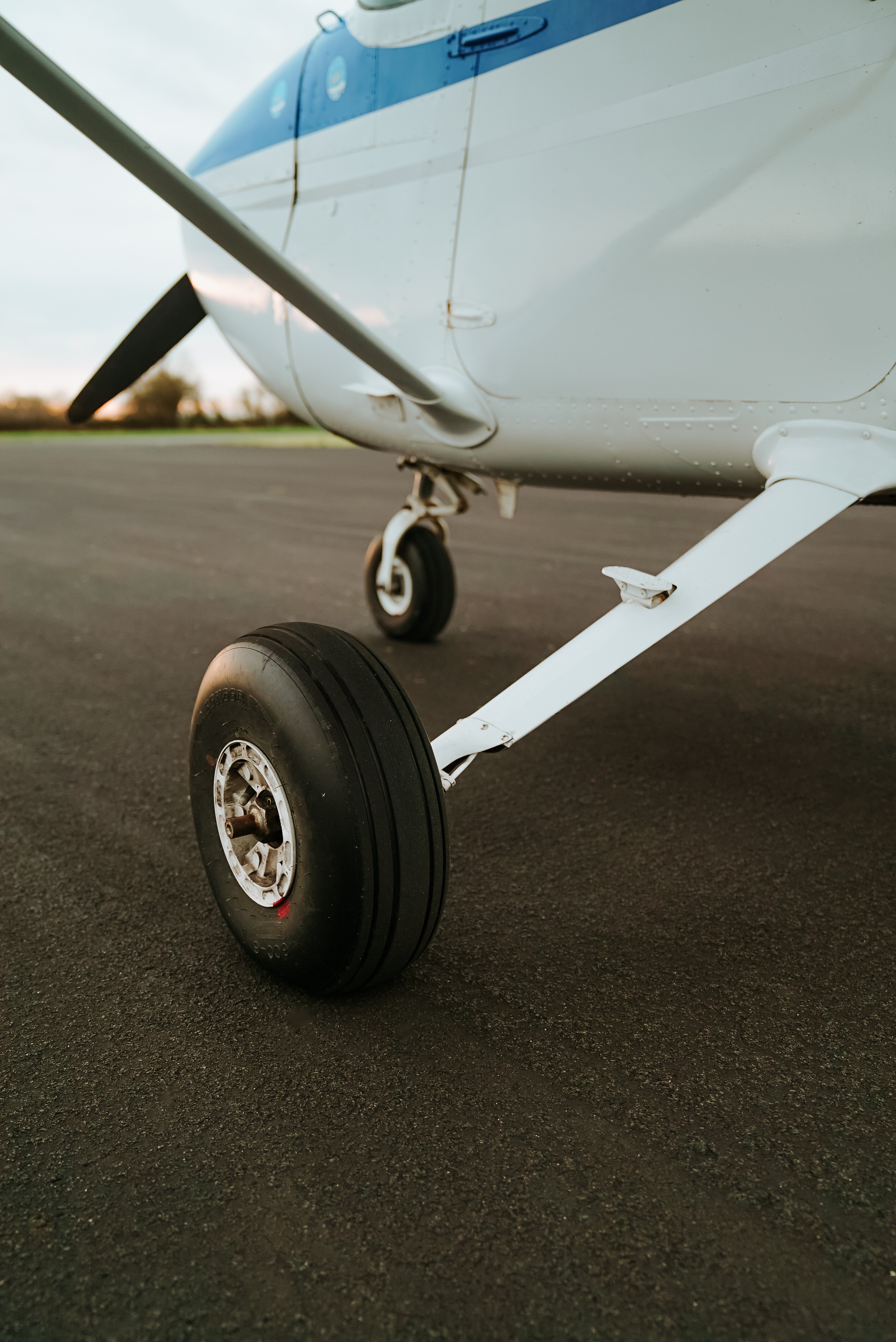 1978 Cessna F-172 For Sale | England, UK. 3782 hrs. | AvBuyer