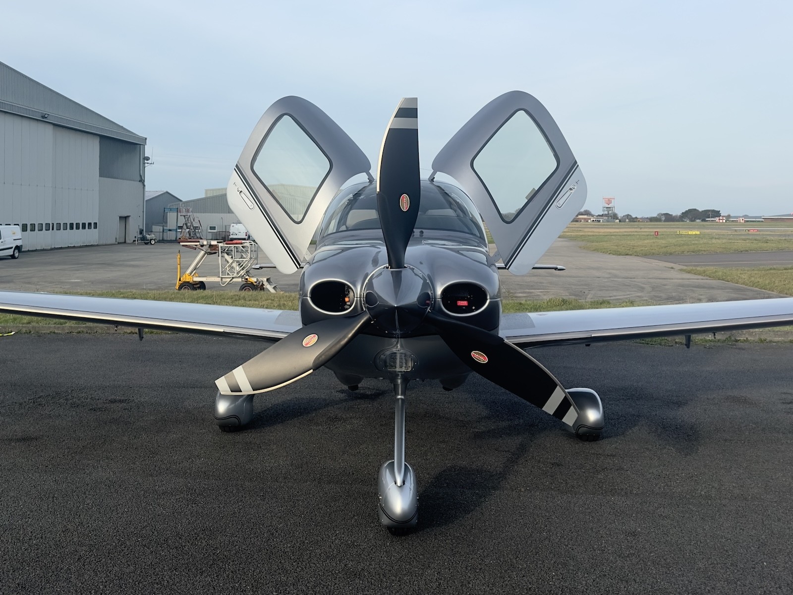 Single Piston Aircraft for Sale | AvBuyer