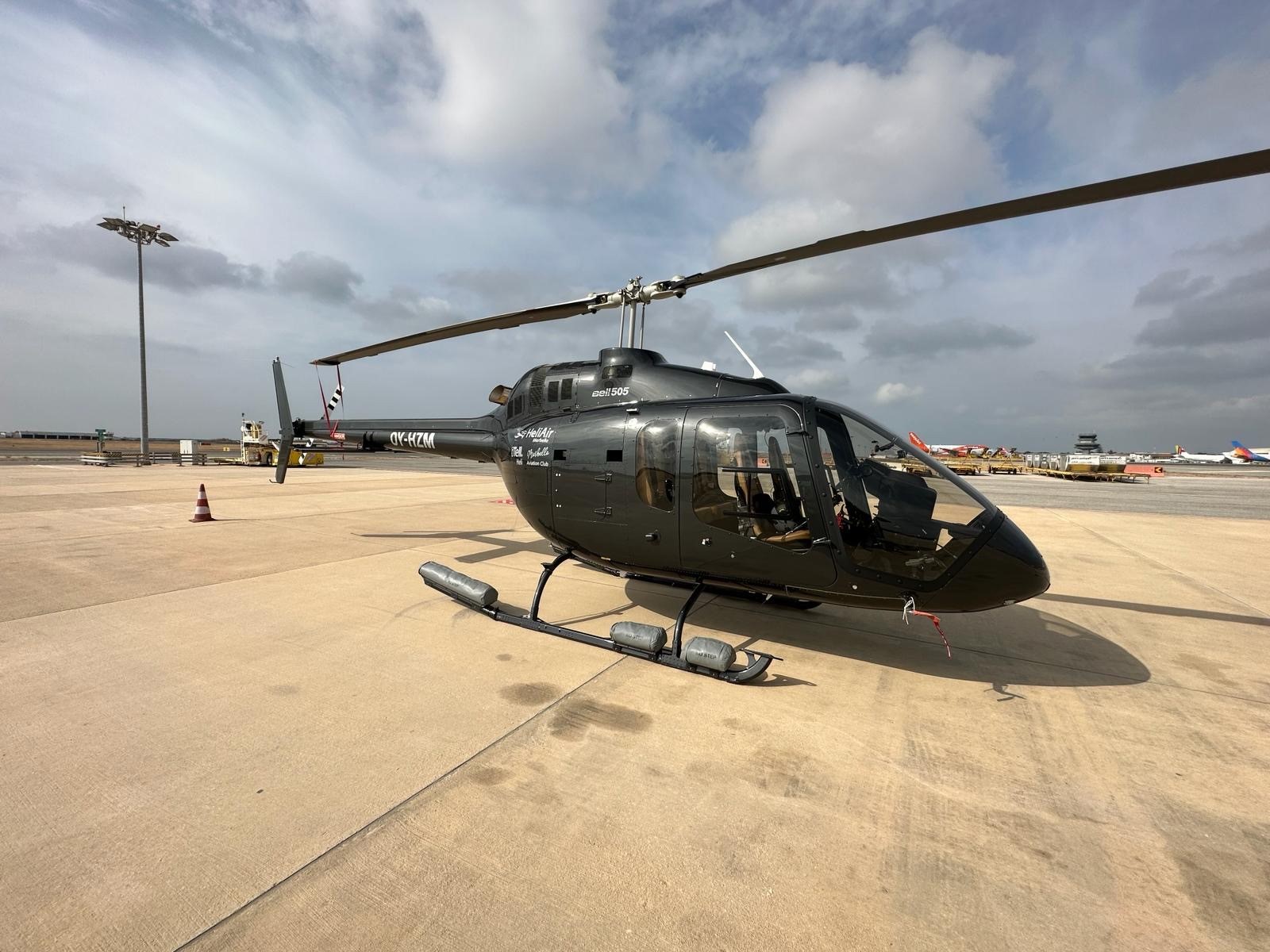 2018 Bell 505 Jetranger X For Sale | Spain. 290 hrs. | AvBuyer