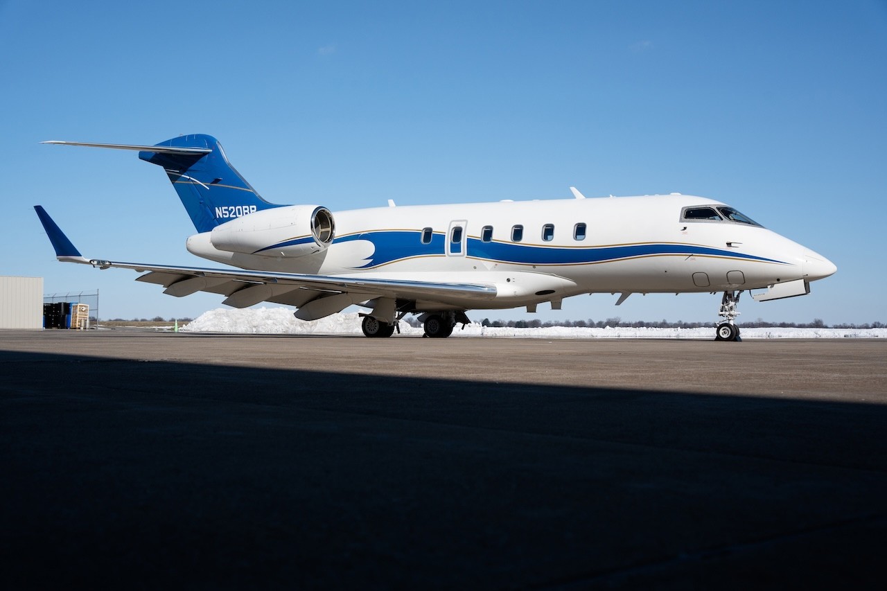 Bombardier Challenger Jets for Sale Worldwide | AvBuyer