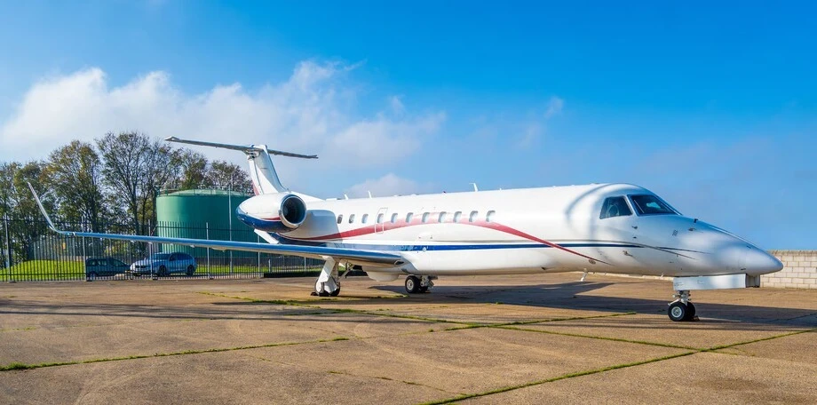 2007 Embraer Legacy 600 For Sale | England, UK. 7313 hrs. | AvBuyer