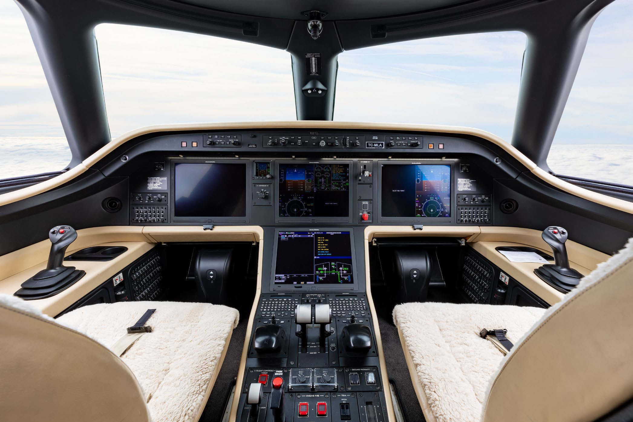 2015 Embraer Legacy 500 For Sale | CT, US. 2870.3 hrs. | AvBuyer