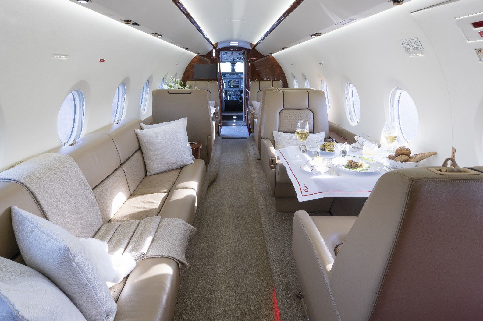 New & Used Gulfstreams Jets for Sale Worldwide | AvBuyer