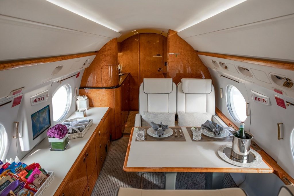 1990 Gulfstream IV For Sale | CT, US. 14366 hrs. | AvBuyer