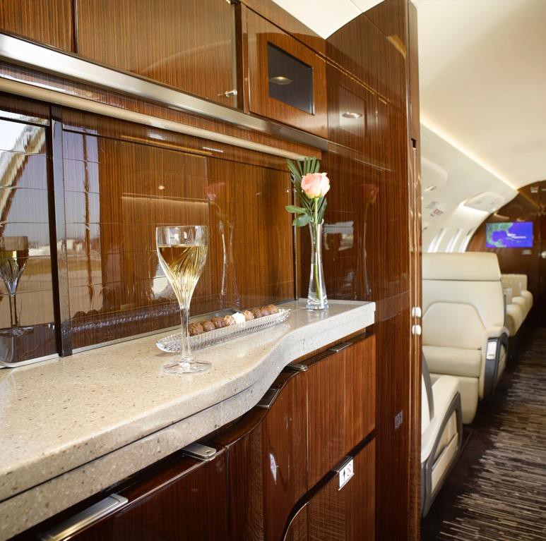 Bombardier Challenger 650 Jets for Sale Worldwide | AvBuyer