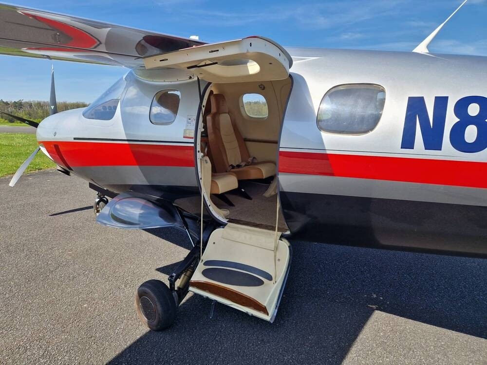 2013 Extra Aircraft EA 500 For Sale | FL, US. 600 hrs. | AvBuyer