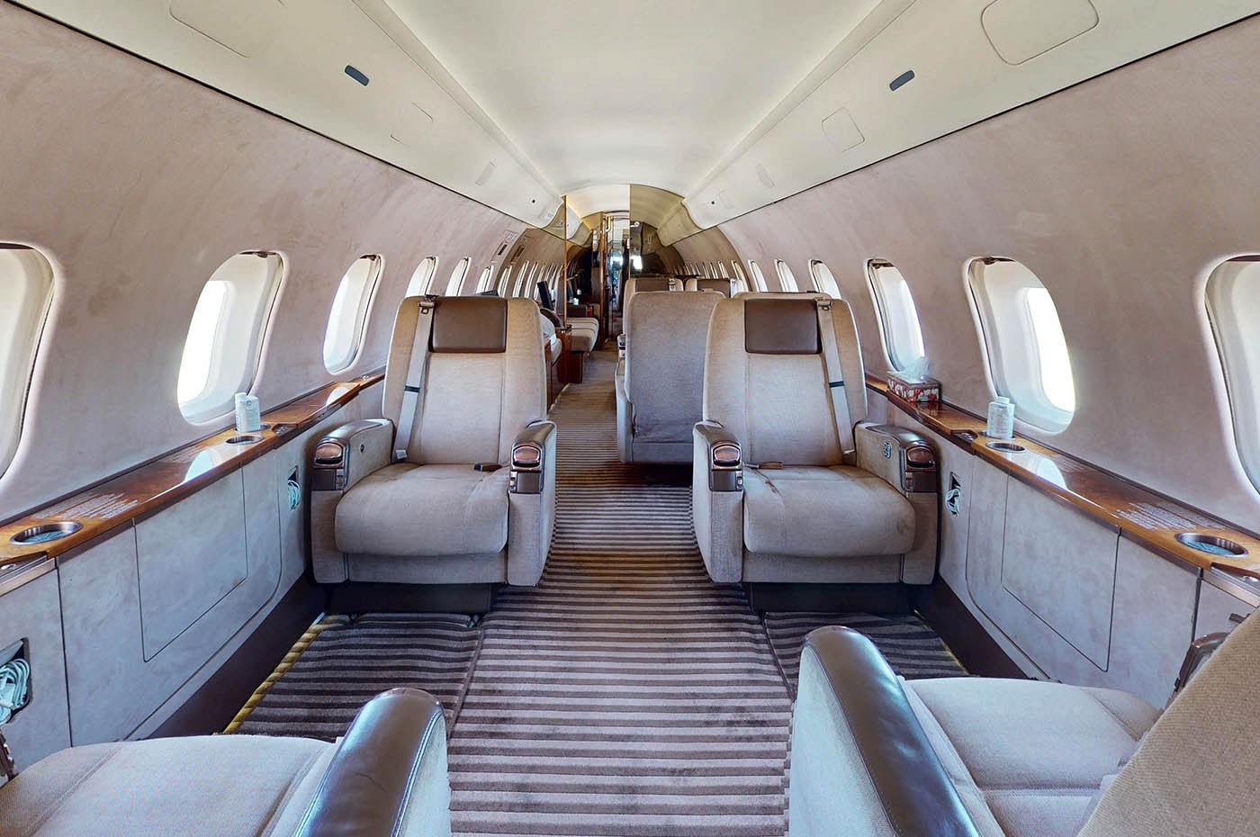 Bombardier Global 5000 Jets for Sale Worldwide | AvBuyer