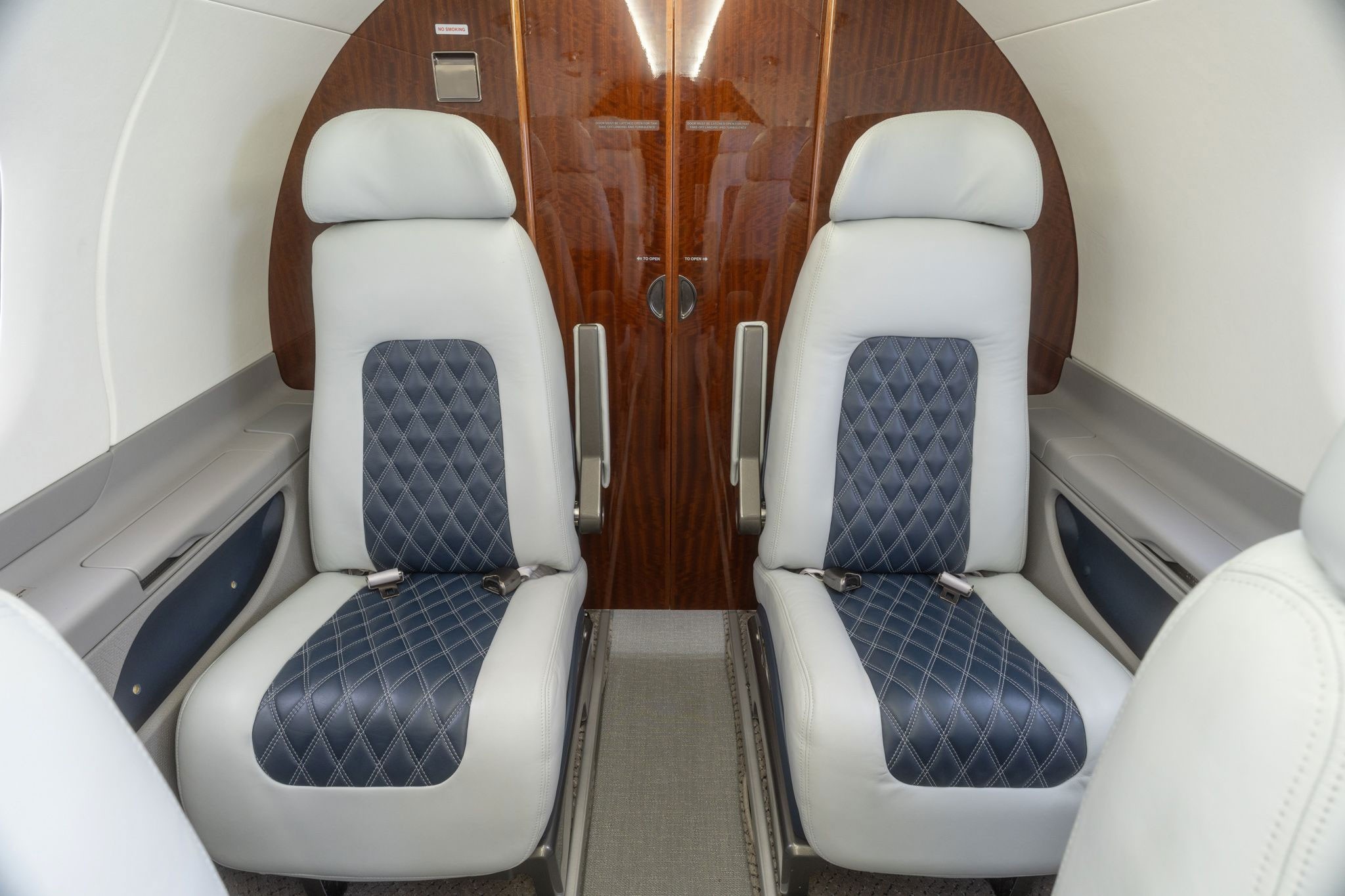 Used Embraer Phenom 300 Jets for Sale Worldwide | AvBuyer
