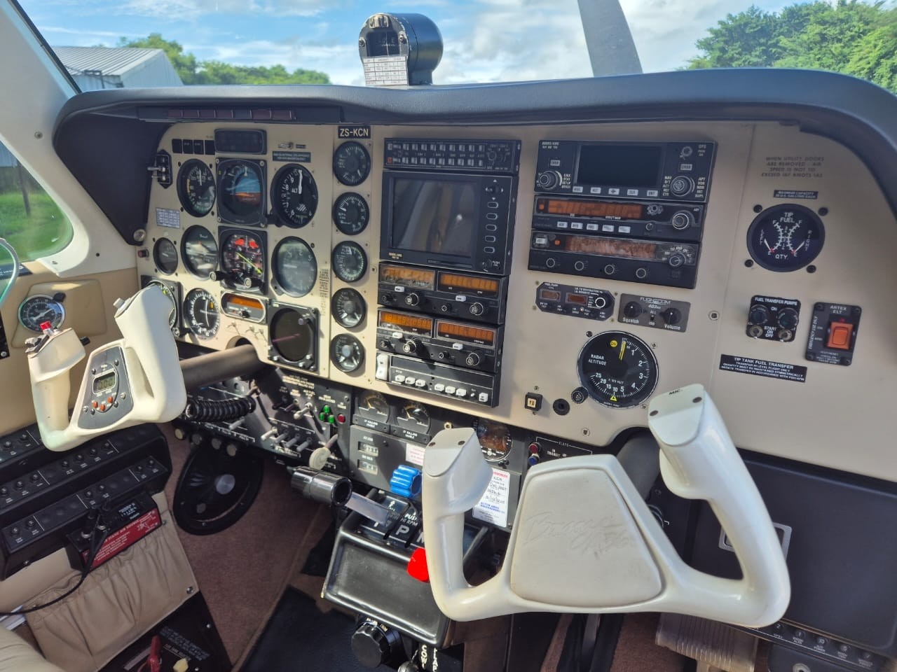 1999 Beechcraft A36 Bonanza For Sale | ZA. 2970 hrs. | AvBuyer