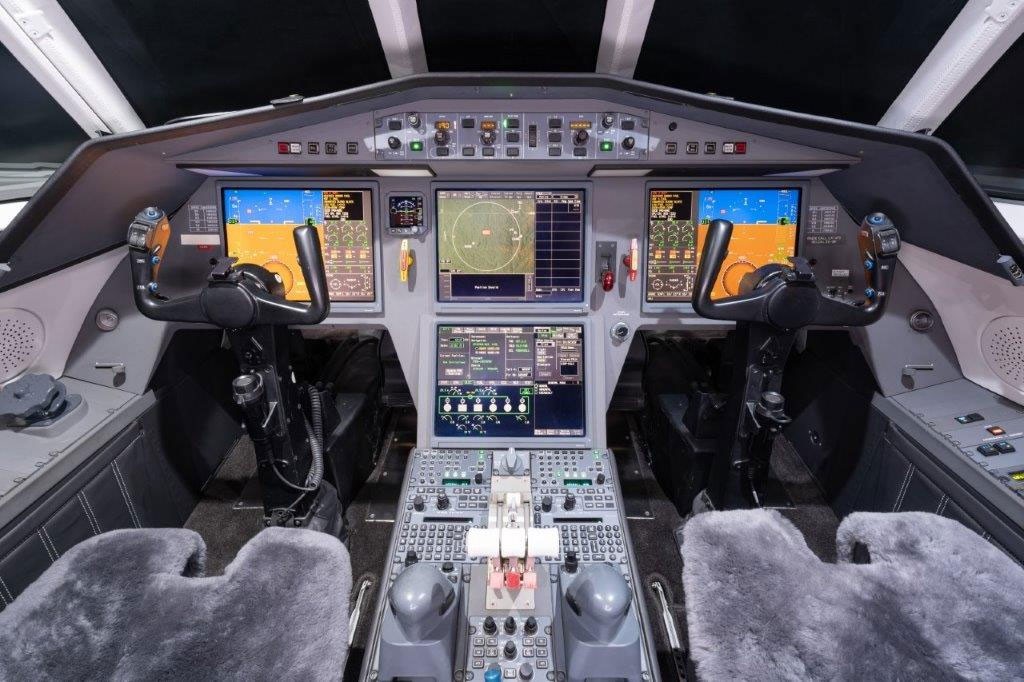 New & Used Falcon 900LX Jets Worldwide | AvBuyer