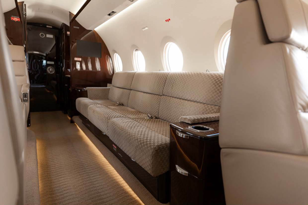 2013 Gulfstream G280 For Sale | Canada. 2580 hrs. | AvBuyer