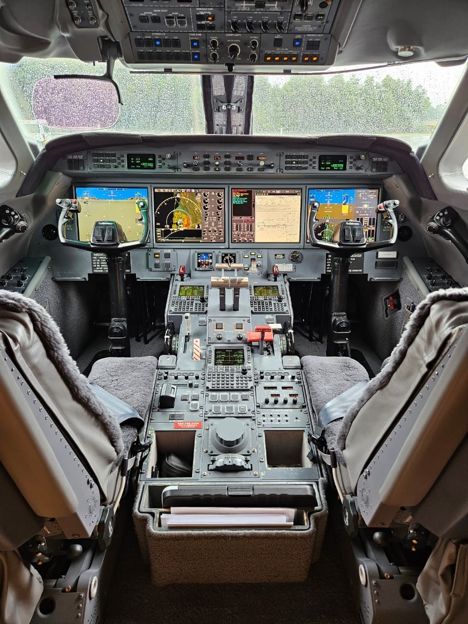 2011 Gulfstream G550 For Sale | FL, US. 6280 hrs. | AvBuyer