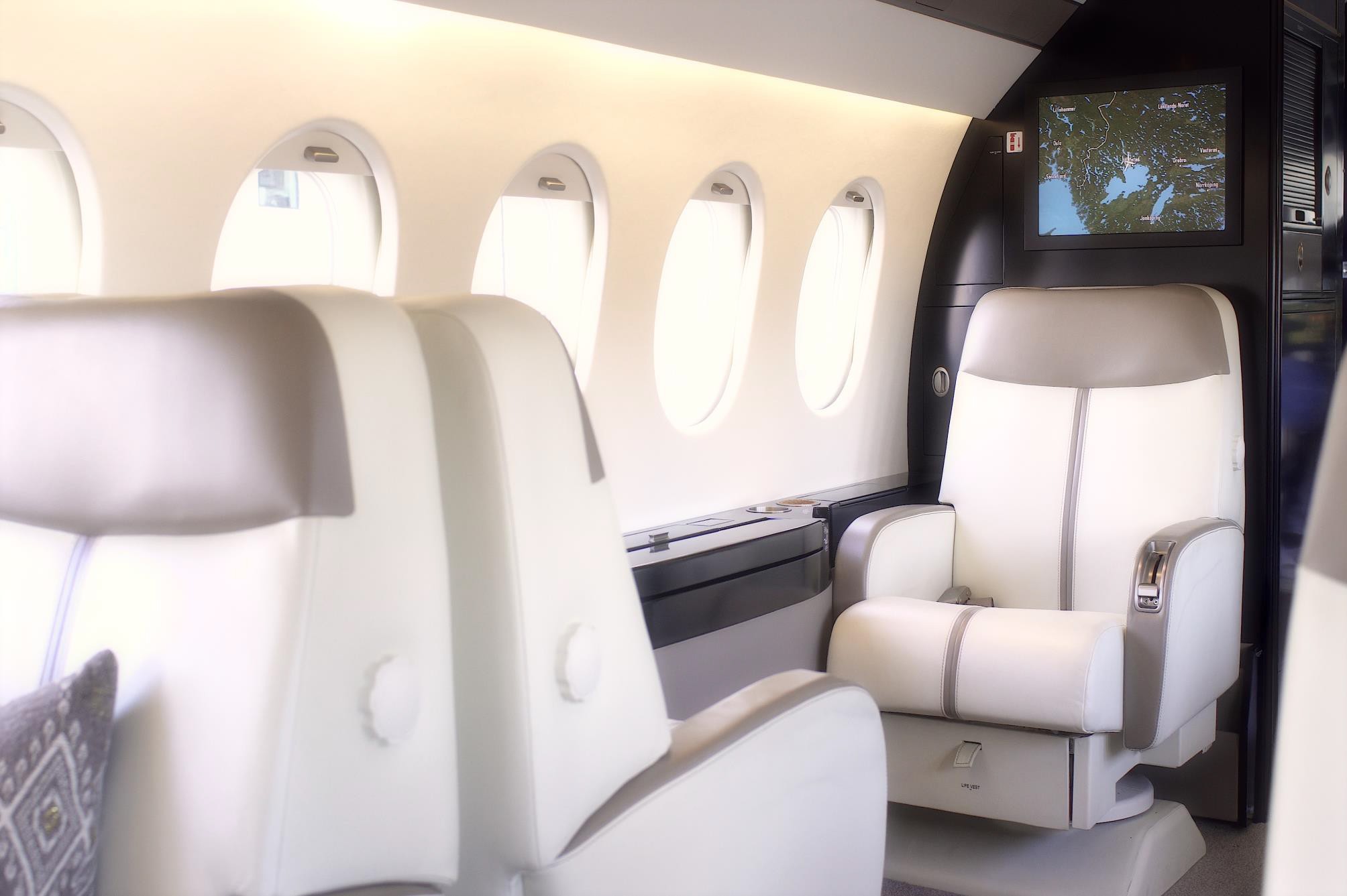 2004 Dassault Falcon 900EX EASy For Sale | FL, US. 8775 hrs. | AvBuyer