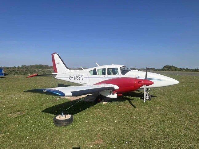 1977 Piper Aztec For Sale | England, UK. 9393 hrs. | AvBuyer