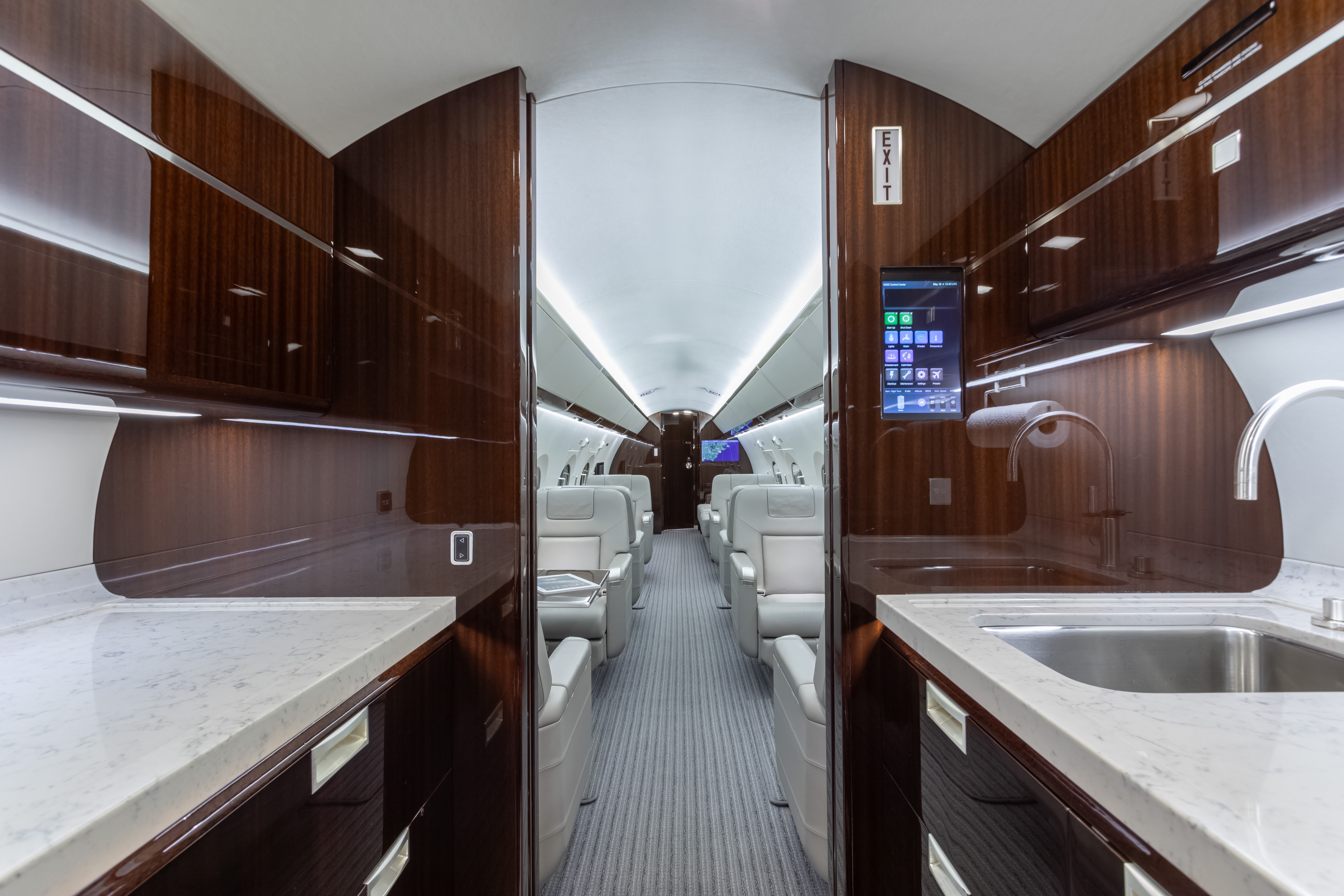 2014 Gulfstream G550 For Sale | MA, US. 3554 hrs. | AvBuyer