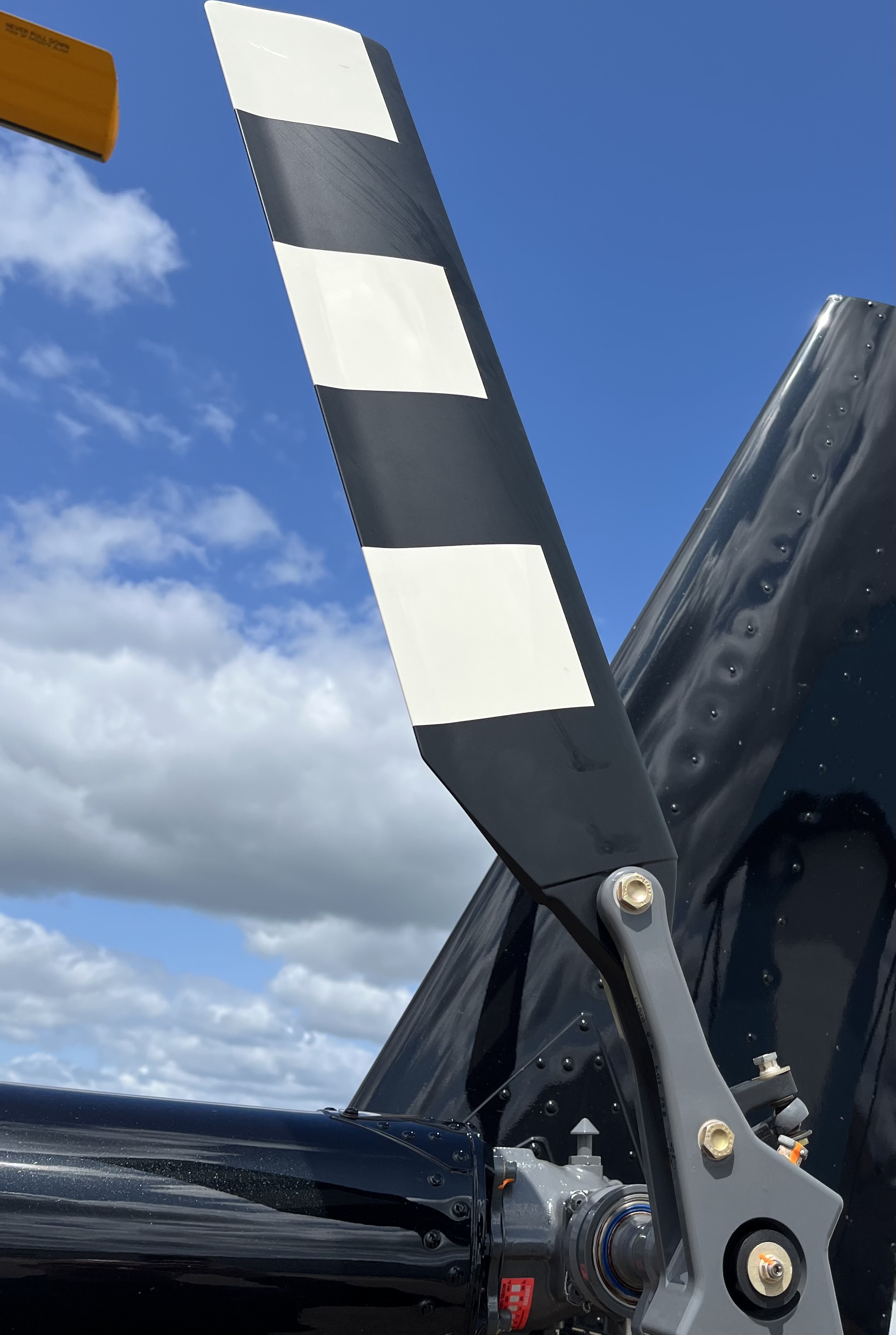 2007 Robinson R44 Clipper II For Sale | Denmark. 2105 hrs. | AvBuyer