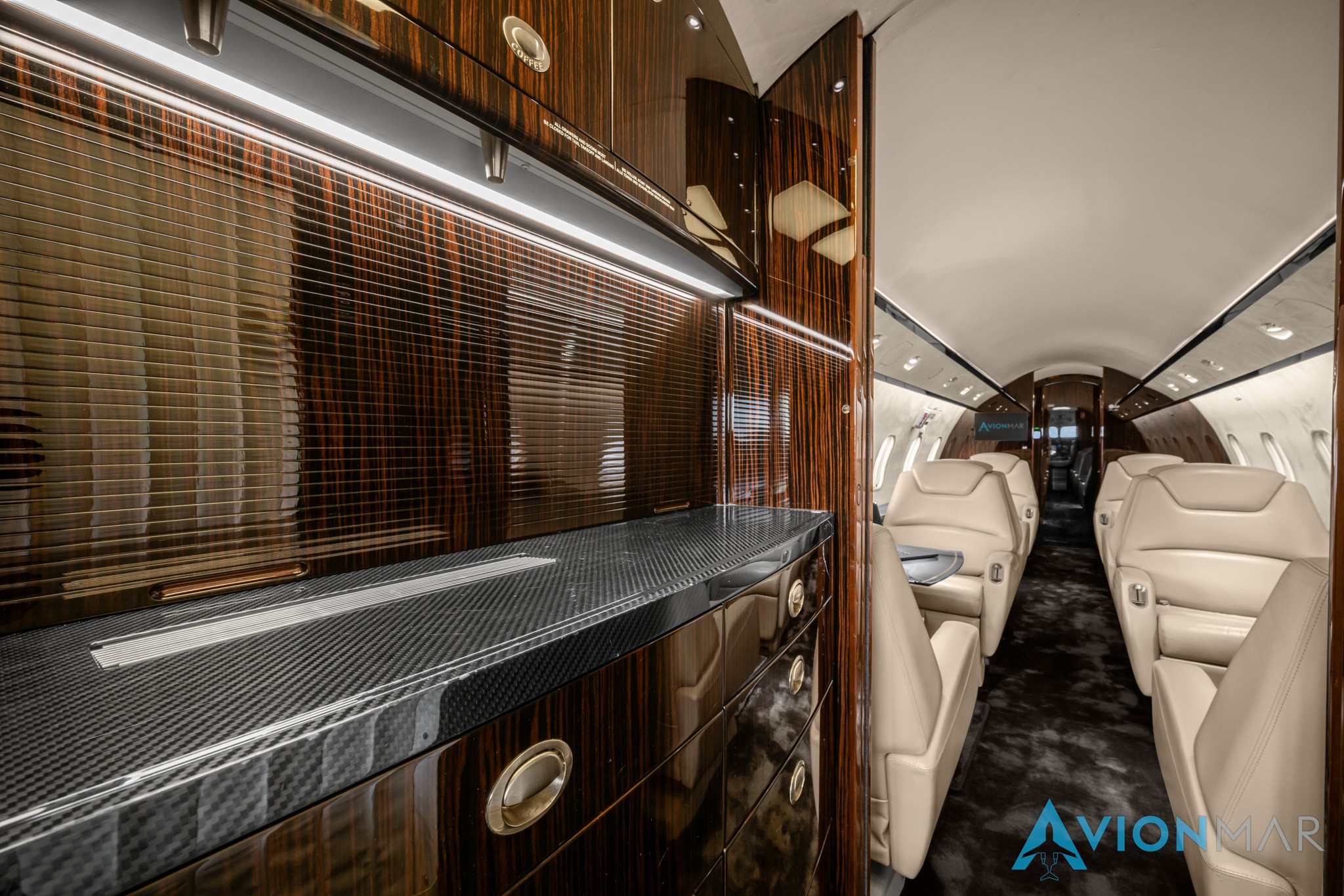 2010 Bombardier Challenger 300 For Sale | Austria. 5416 hrs. | AvBuyer