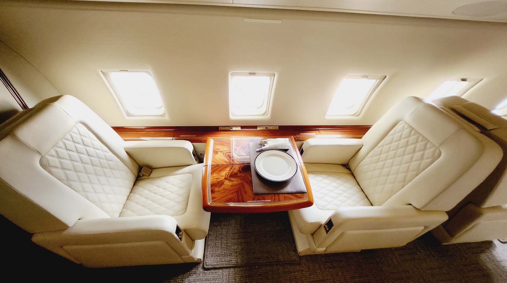 2000 Bombardier Challenger 604 For Sale | Lao. 16309 hrs. | AvBuyer