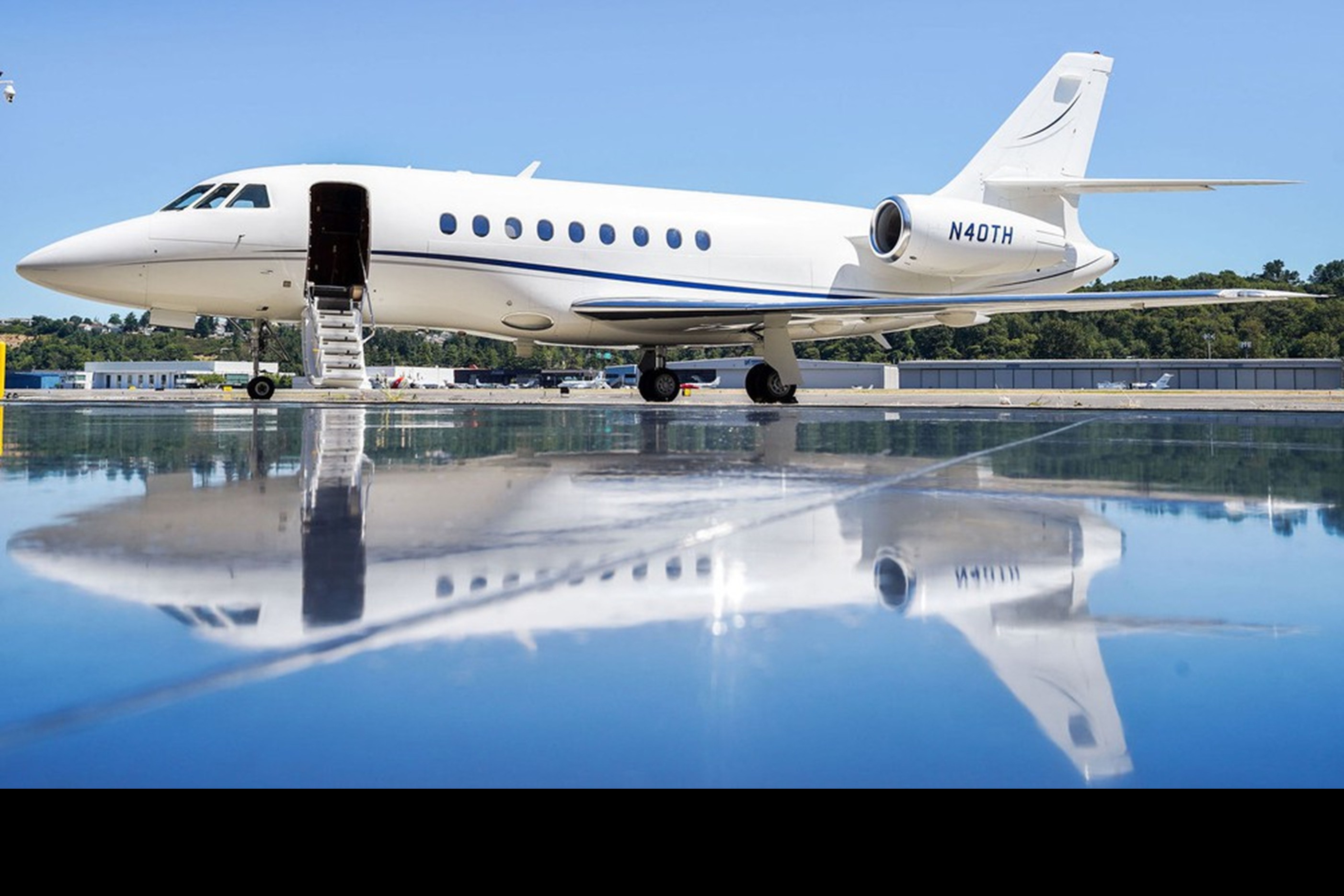 2003 Dassault Falcon 2000EX For Sale | WA, US. 3731 hrs. | AvBuyer