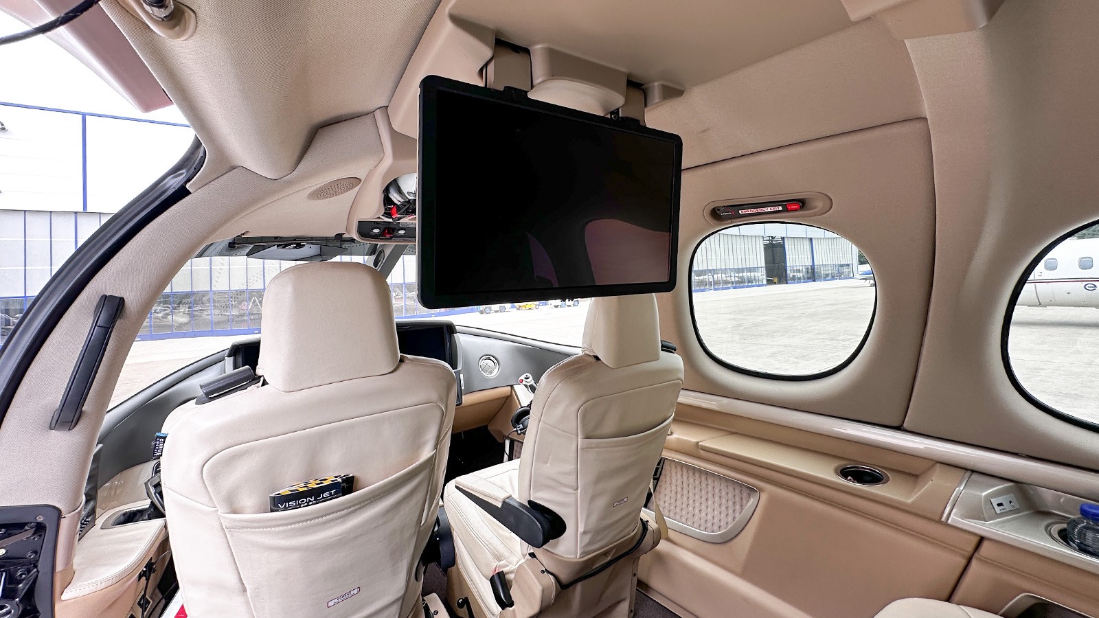 2019 Cirrus Vision SF50 For Sale | Germany. 865 hrs. | AvBuyer