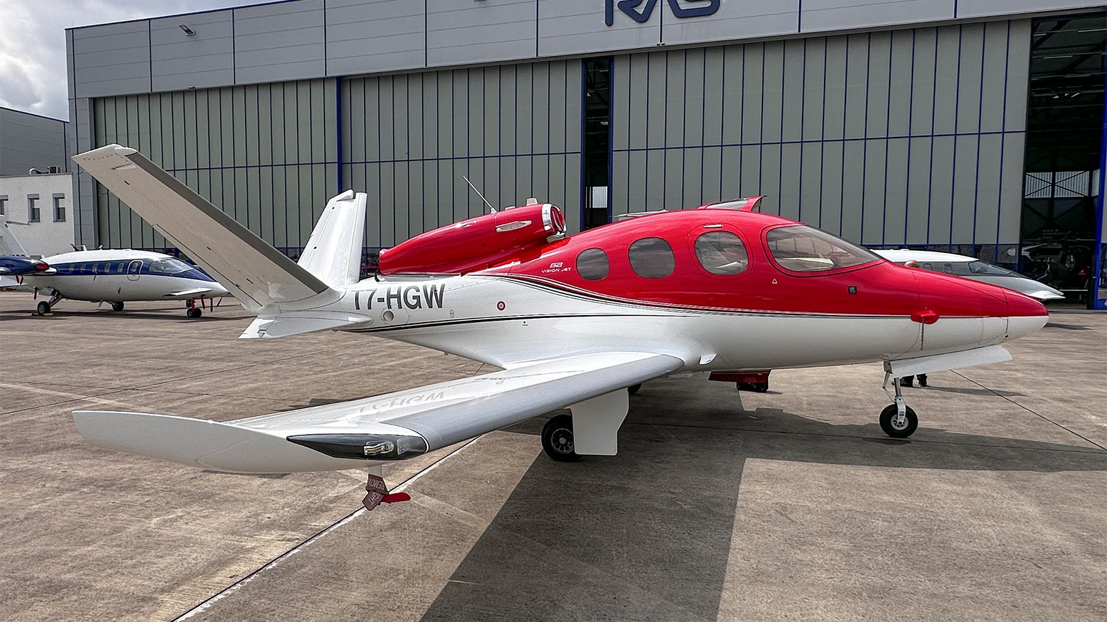 2019 Cirrus Vision SF50 For Sale | Germany. 865 hrs. | AvBuyer