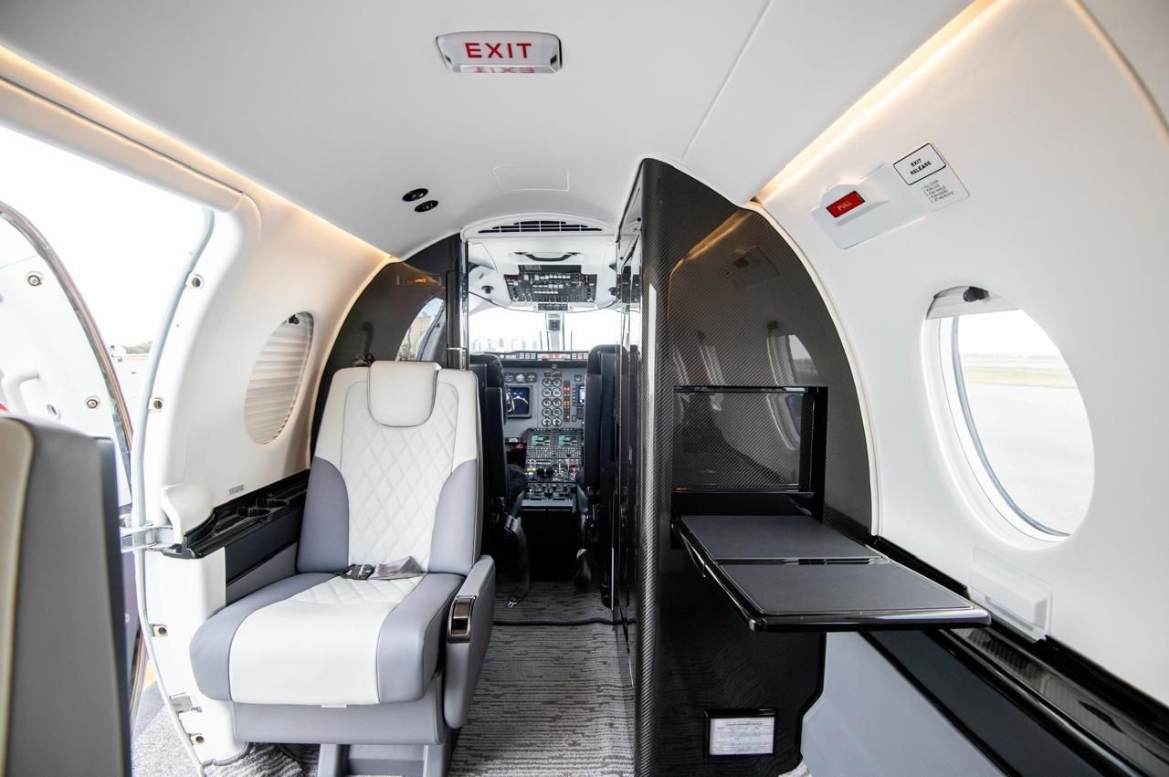 2007 Hawker 400XP For Sale | SA. 2700 hrs. | AvBuyer