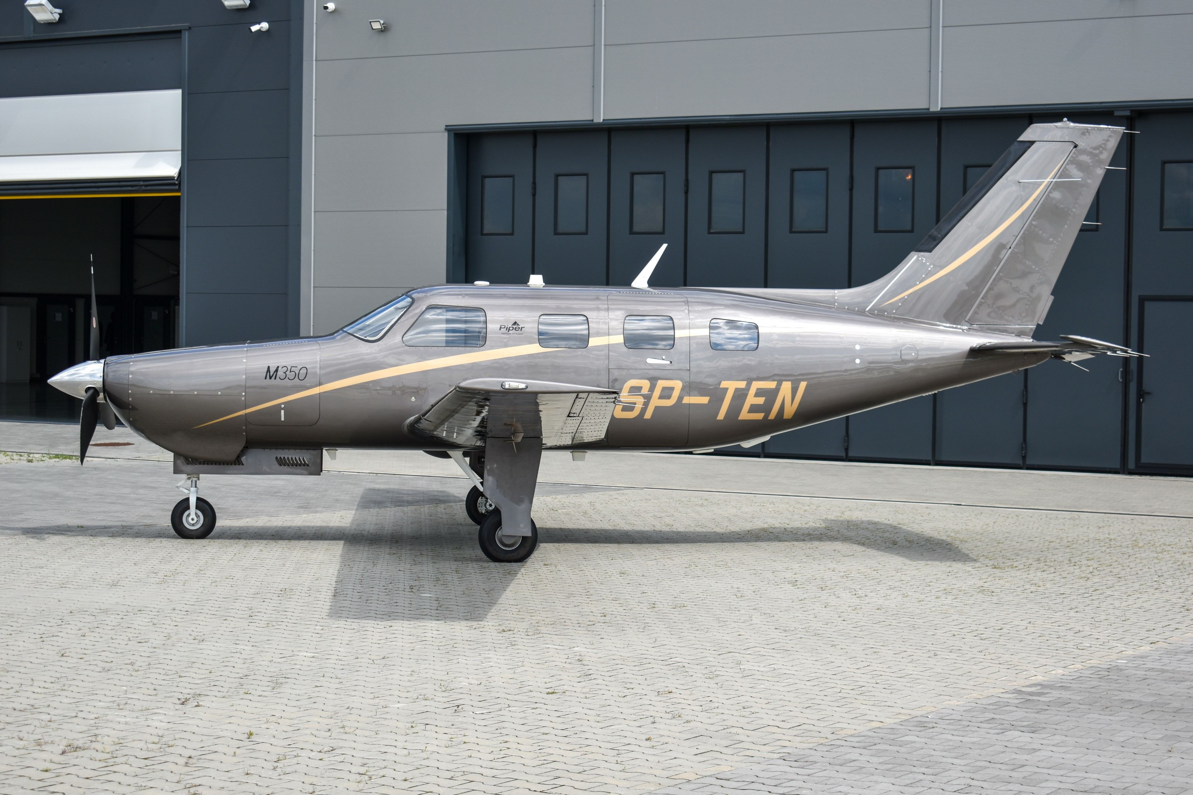 2022 Piper M350 For Sale | Poland. 250 hrs. | AvBuyer