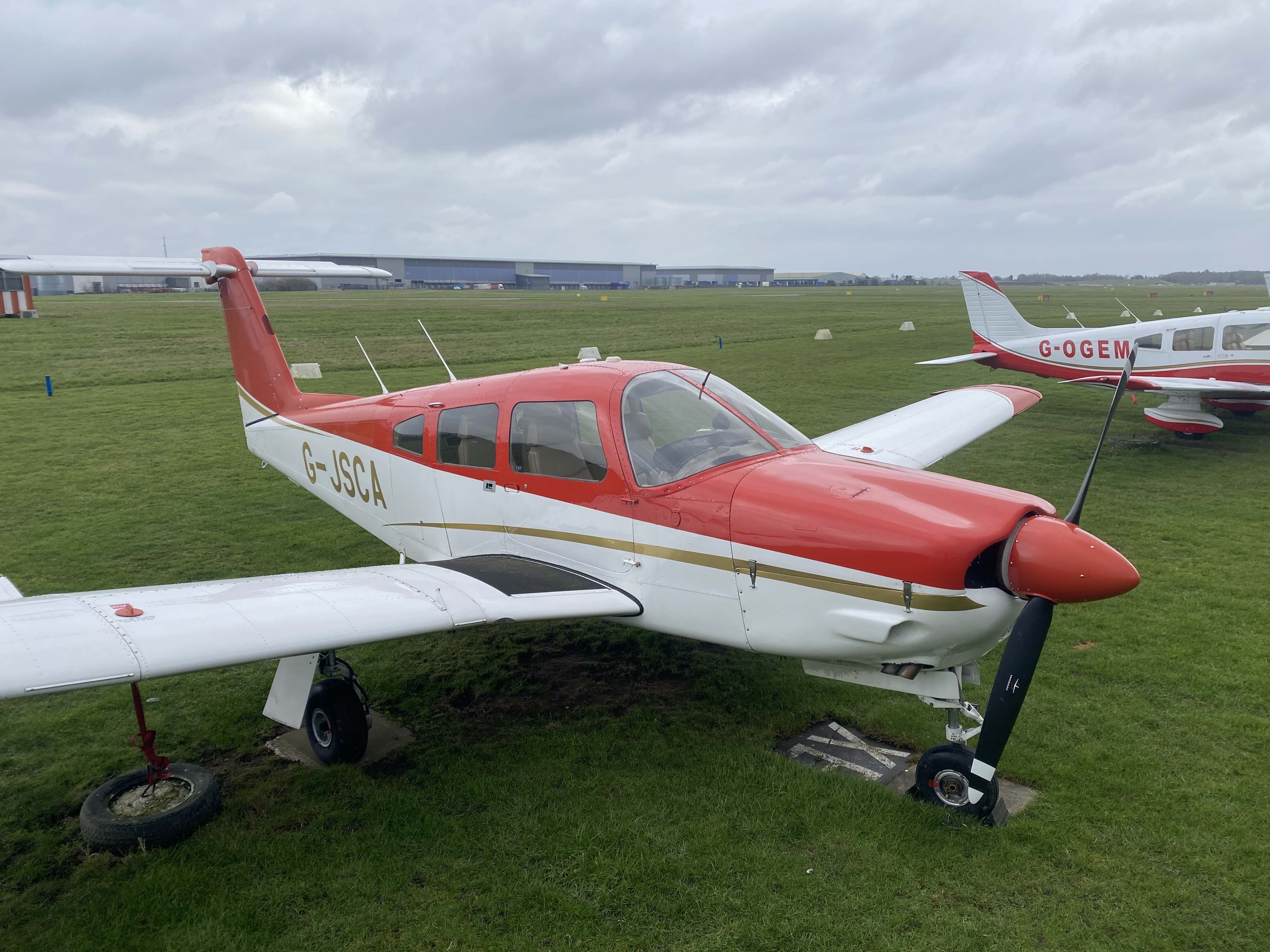 1981 Piper Turbo Arrow IV For Sale | England, UK. 4099 hrs. | AvBuyer
