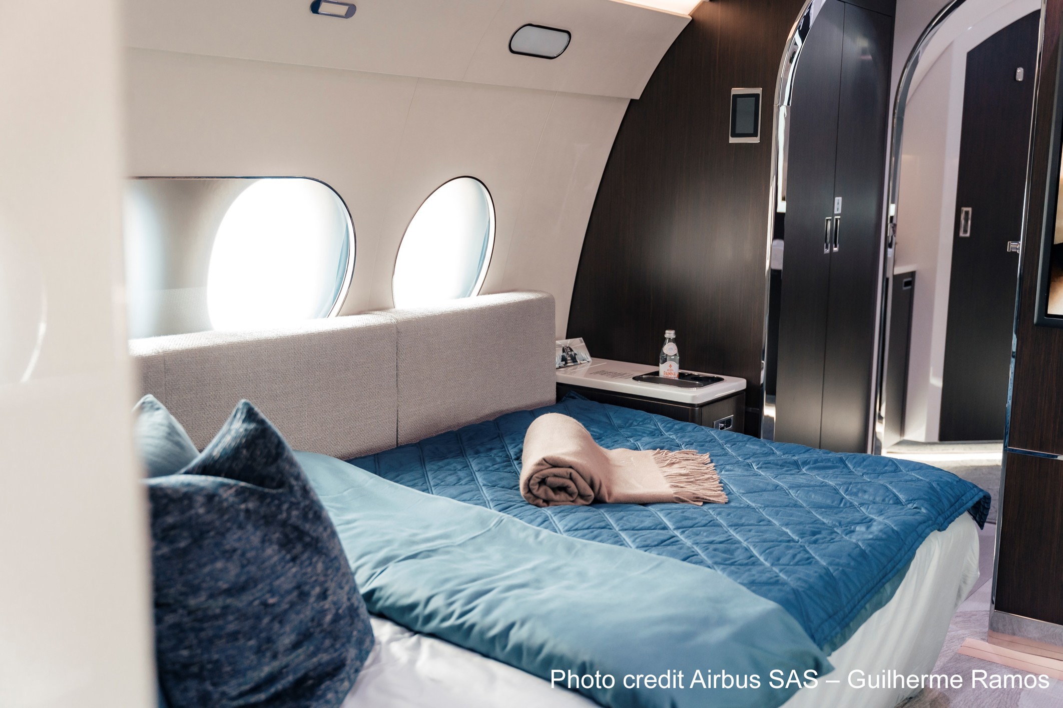 2022 Airbus ACJ TwoTwenty For Sale | CH. 977 hrs. | AvBuyer
