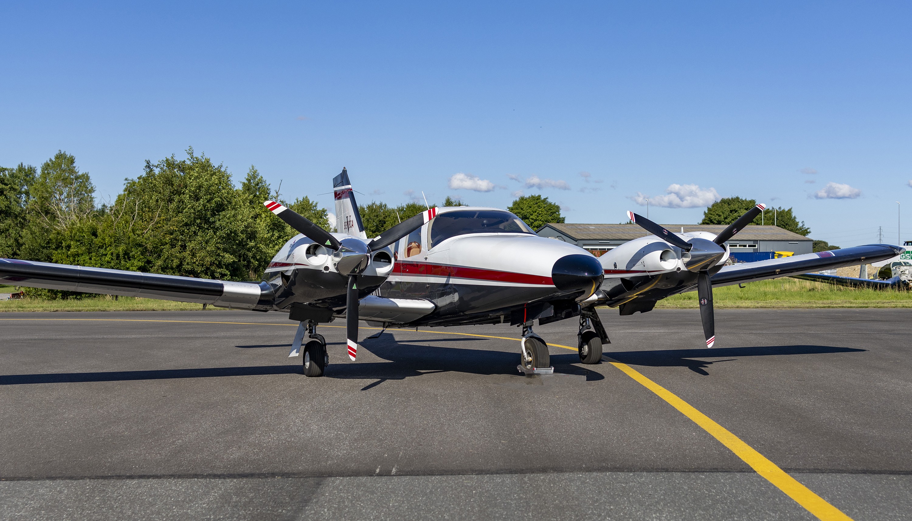 1999 Piper Seneca V For Sale | Denmark. 2569 hrs. | AvBuyer