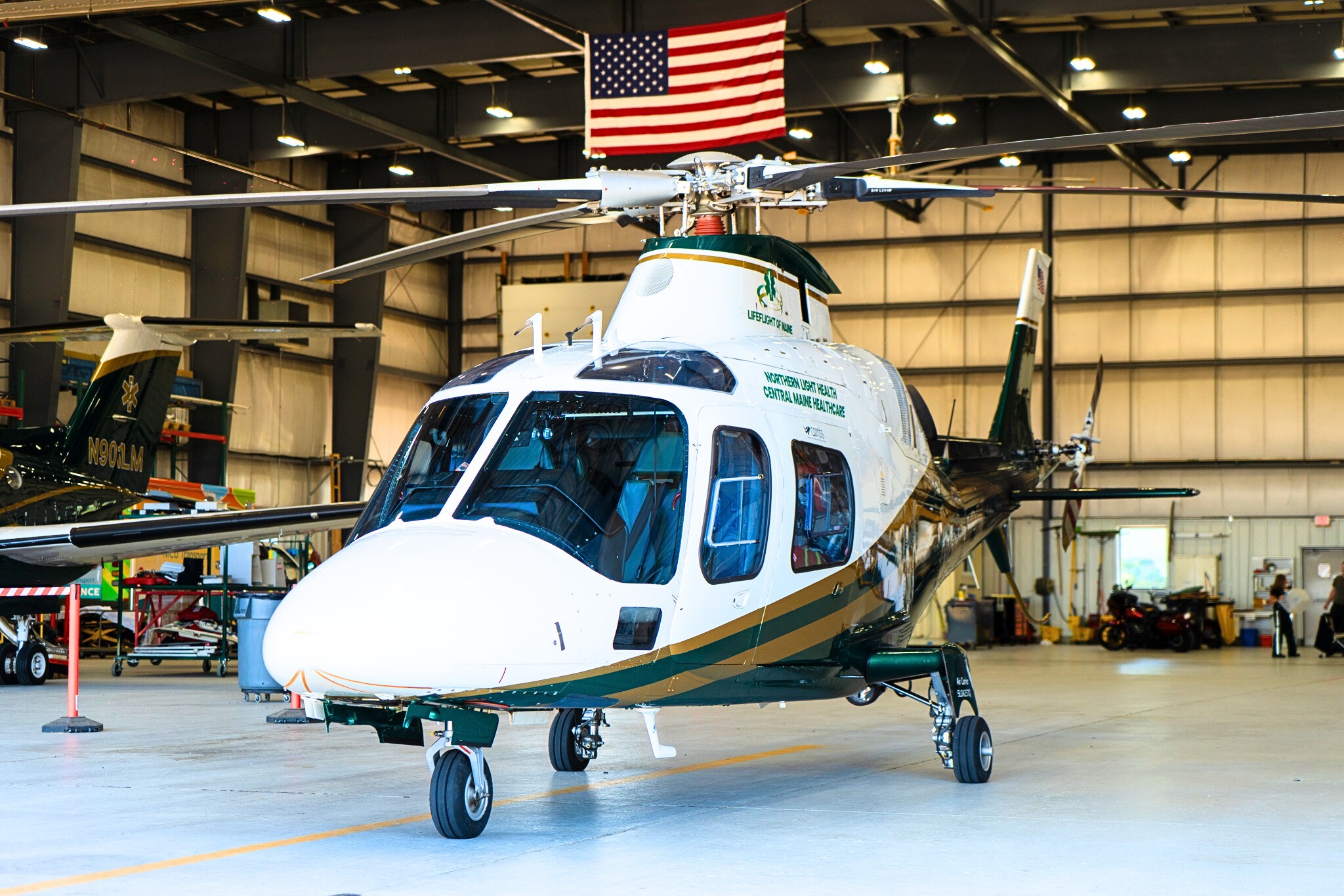 2004 Agusta A109E Power For Sale | ME, US. 10922 hrs. | AvBuyer