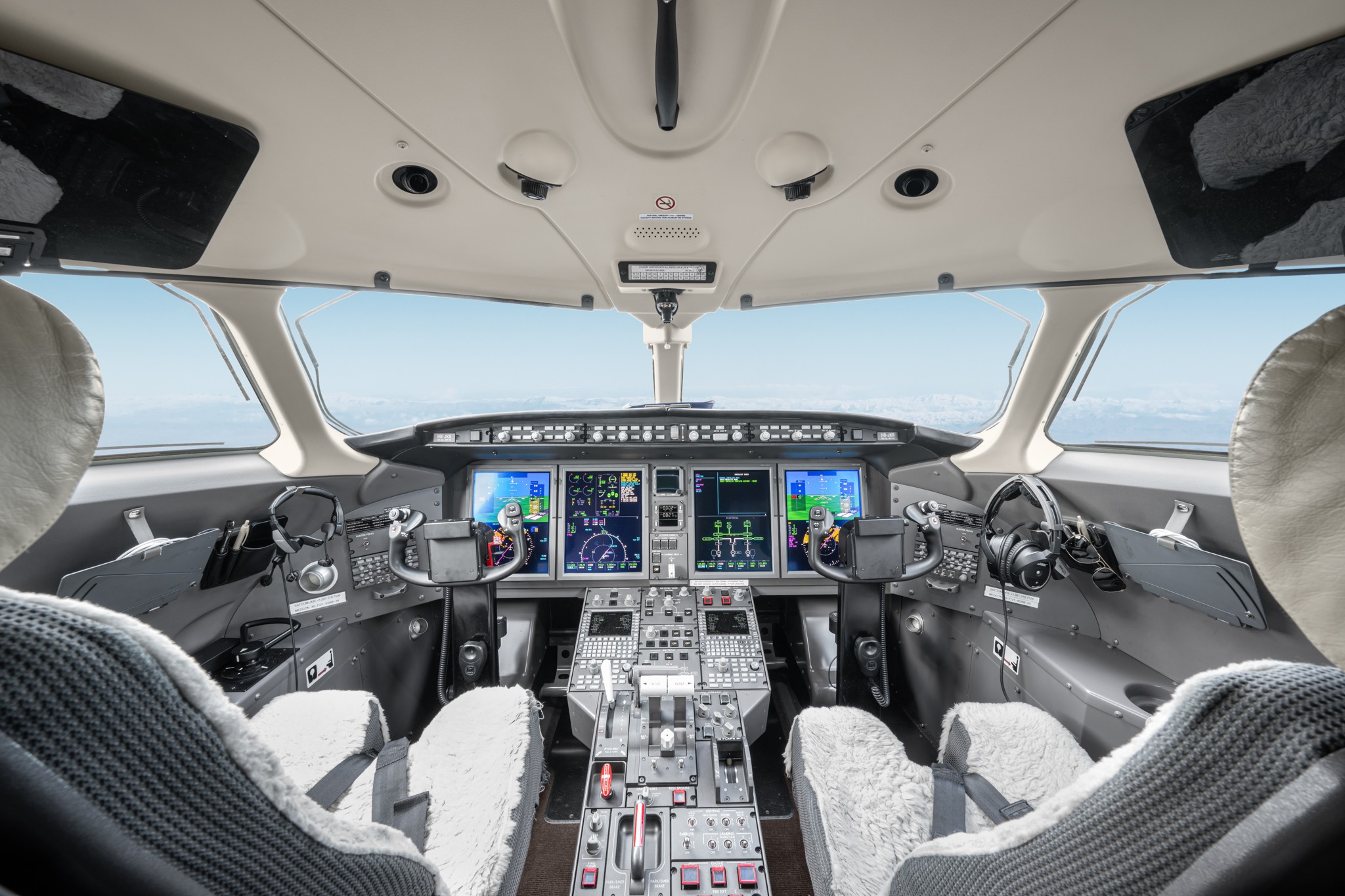 2018 Bombardier Challenger 350 For Sale | CH. 3224 hrs. | AvBuyer