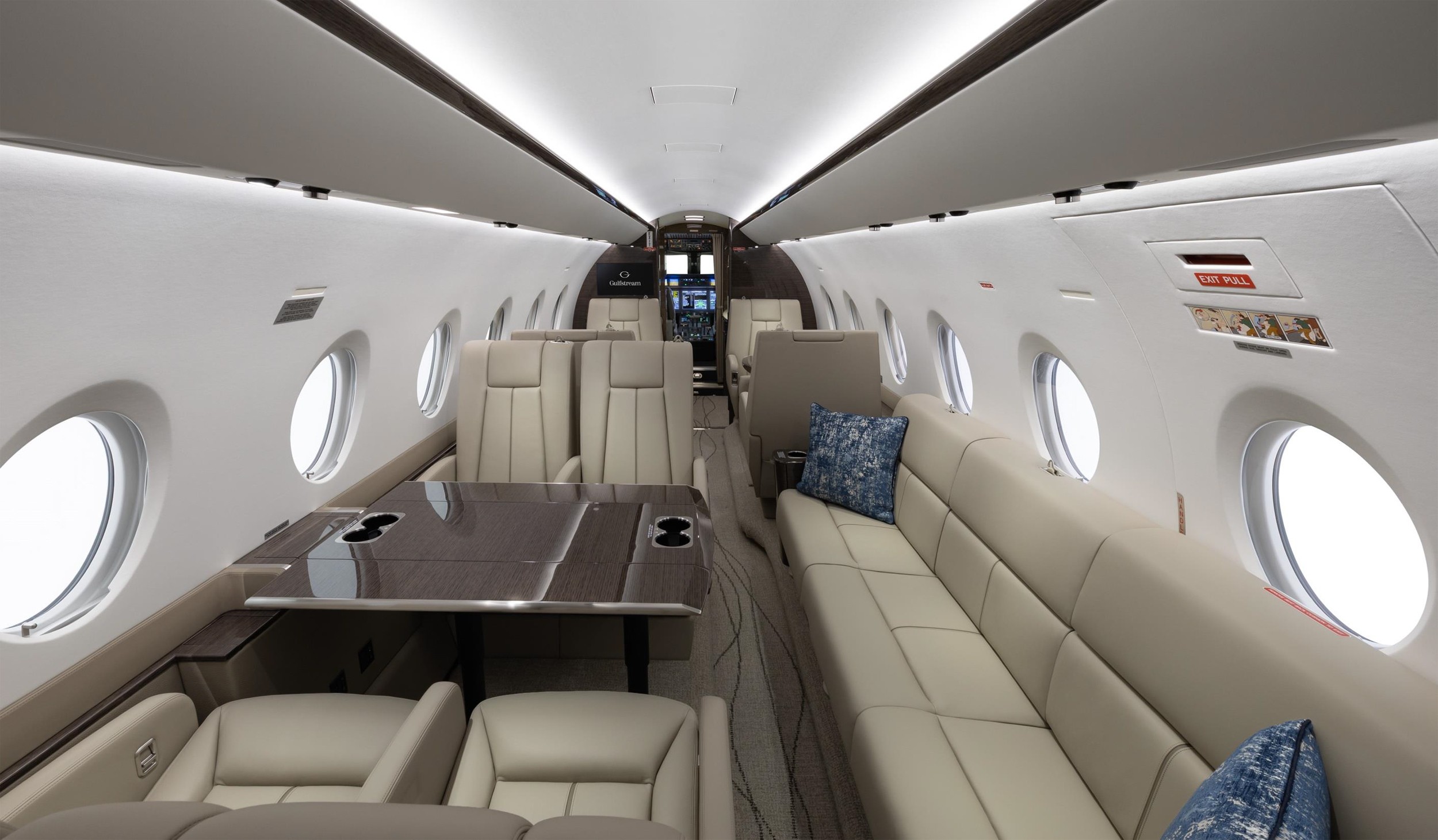 2025 Gulfstream G280 For Sale | HK. 62 hrs. | AvBuyer