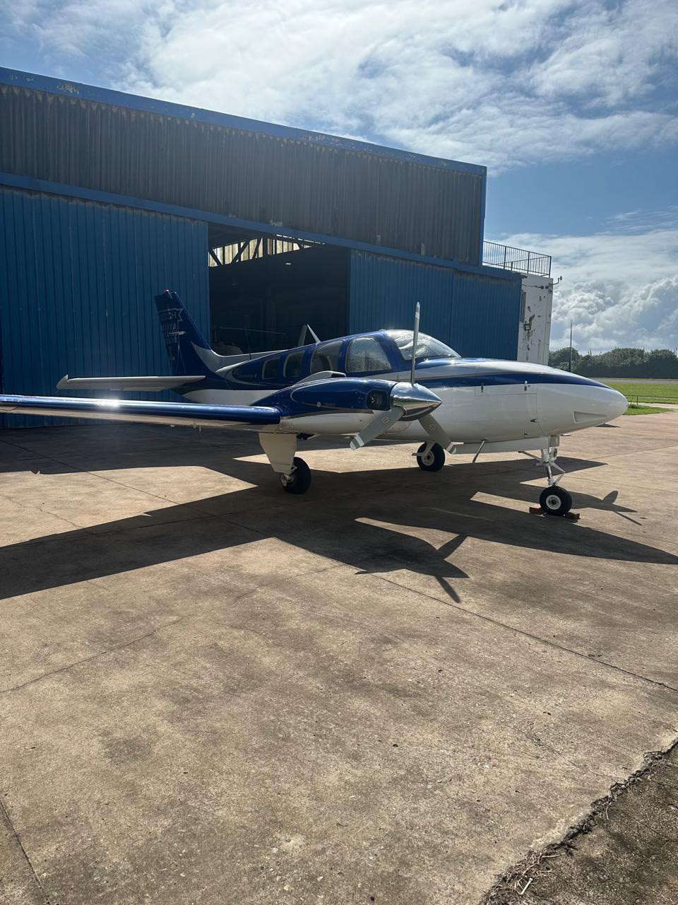 1982 Beechcraft 58 Baron For Sale | ZA. 1929 | AvBuyer