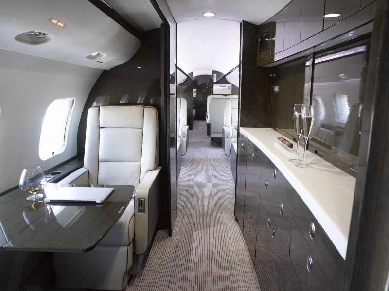 2003 Bombardier Global Express For Sale | FL, US. 6030 hrs. | AvBuyer