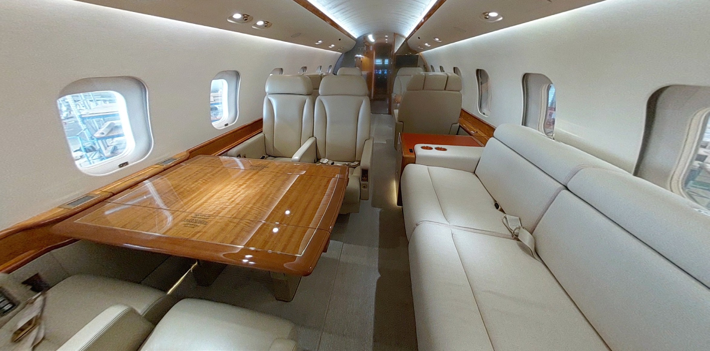 2010 Bombardier Global Express XRS For Sale | England, UK. 1738 hrs ...