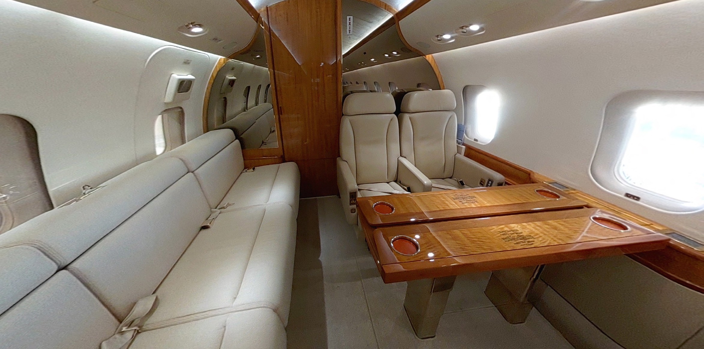 2010 Bombardier Global Express XRS For Sale | England, UK. 1738 hrs ...