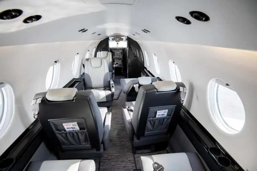 2007 Hawker 400XP For Sale | SA. 2515 hrs. | AvBuyer