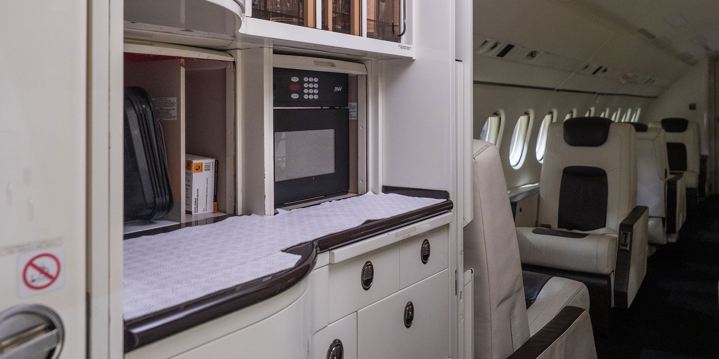 1998 Dassault Falcon 900EX For Sale | ZA. 7482.6 hrs. | AvBuyer