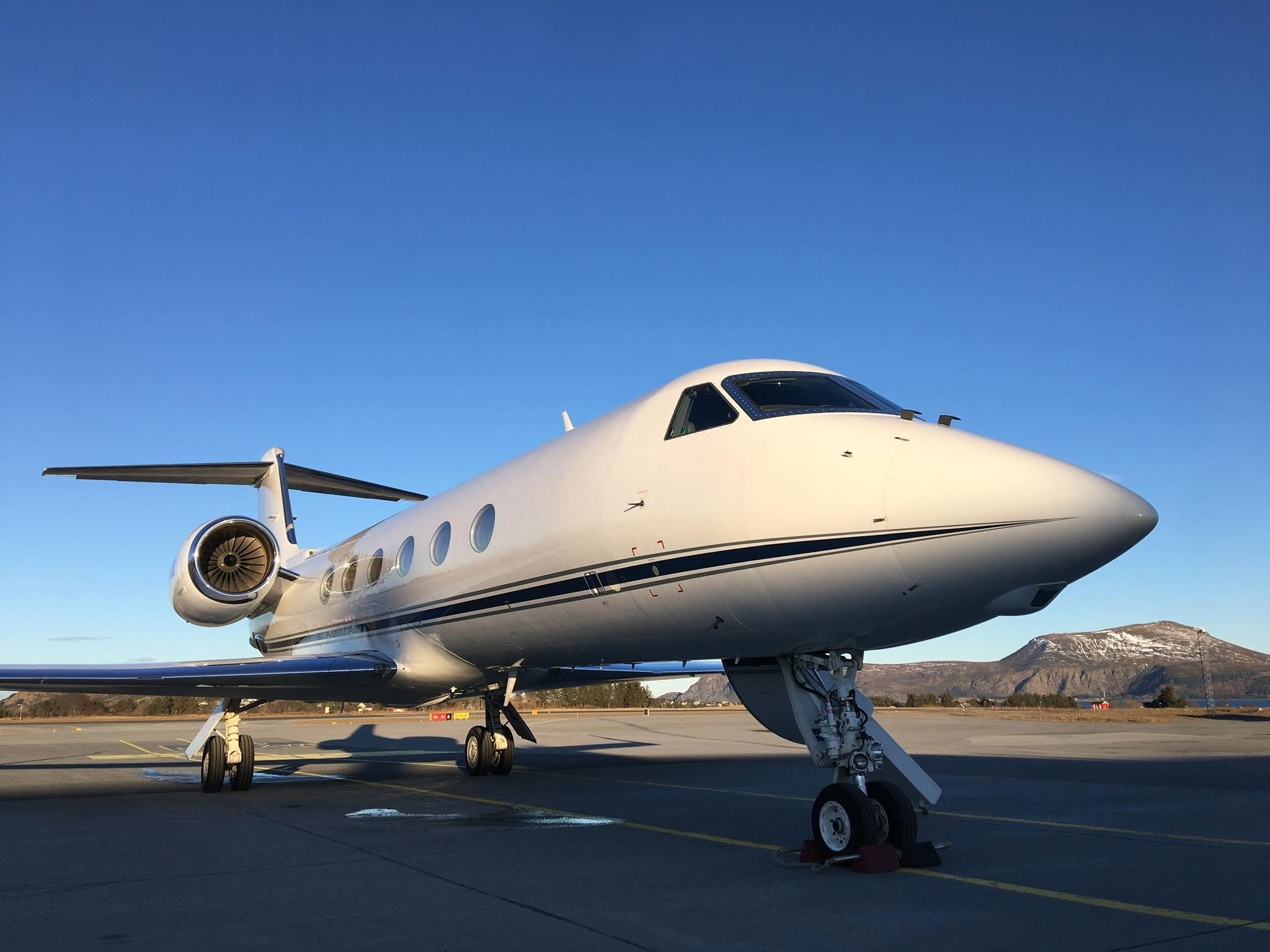 2007 Gulfstream G450 For Sale | England, UK. 5596 hrs. | AvBuyer