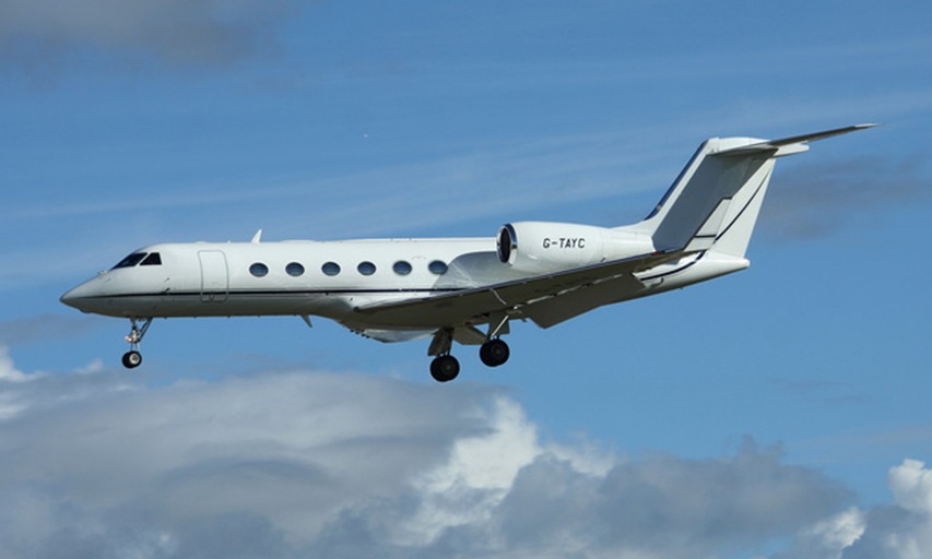 2007 Gulfstream G450 For Sale | England, UK. 5596 hrs. | AvBuyer