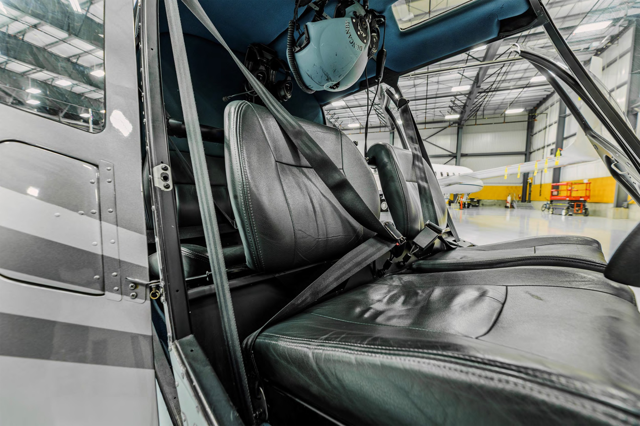 2015 Robinson R44 Clipper II For Sale | Canada. 1061.8 hrs. | AvBuyer