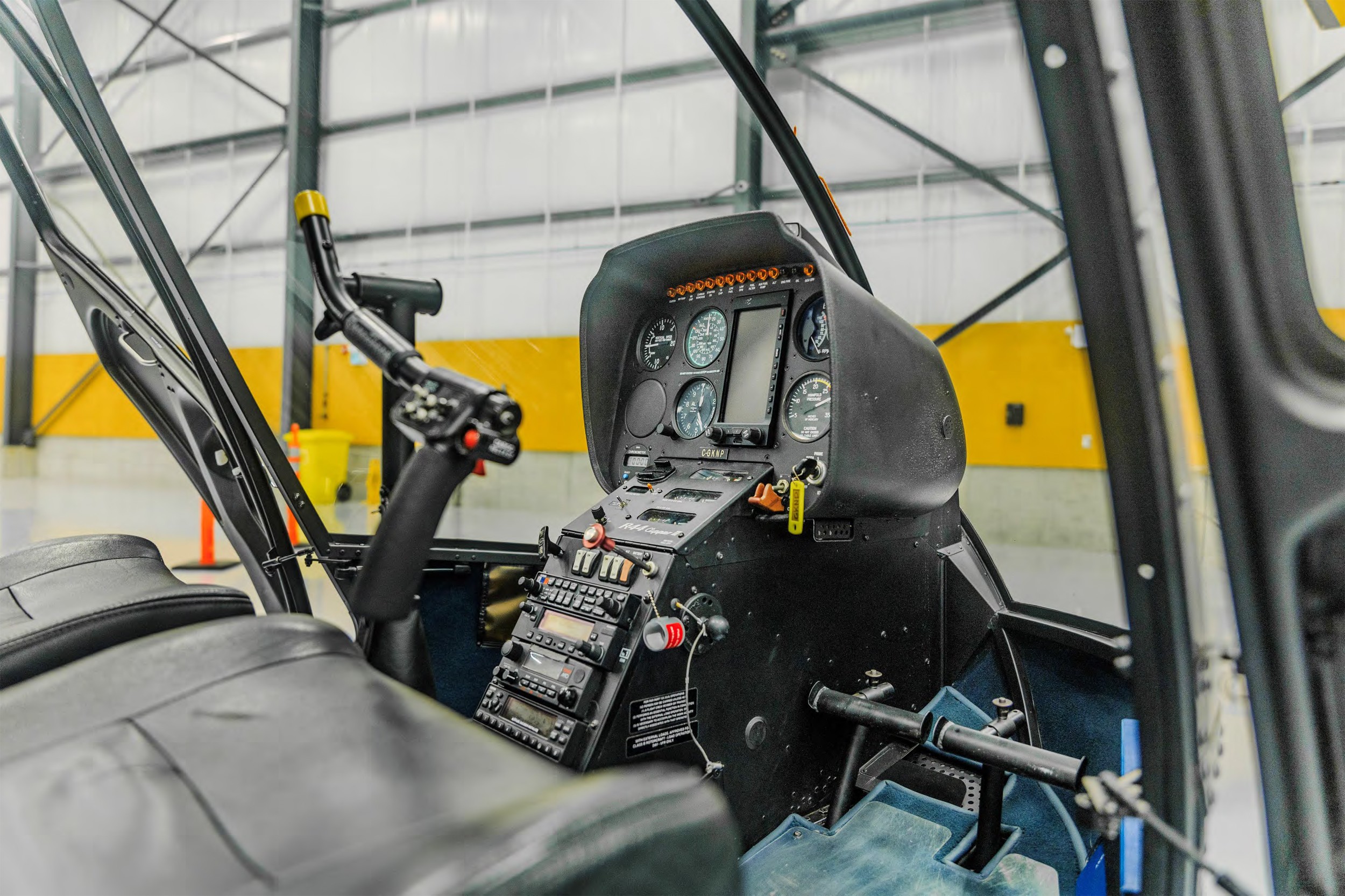 2015 Robinson R44 Clipper II For Sale | Canada. 1061.8 hrs. | AvBuyer