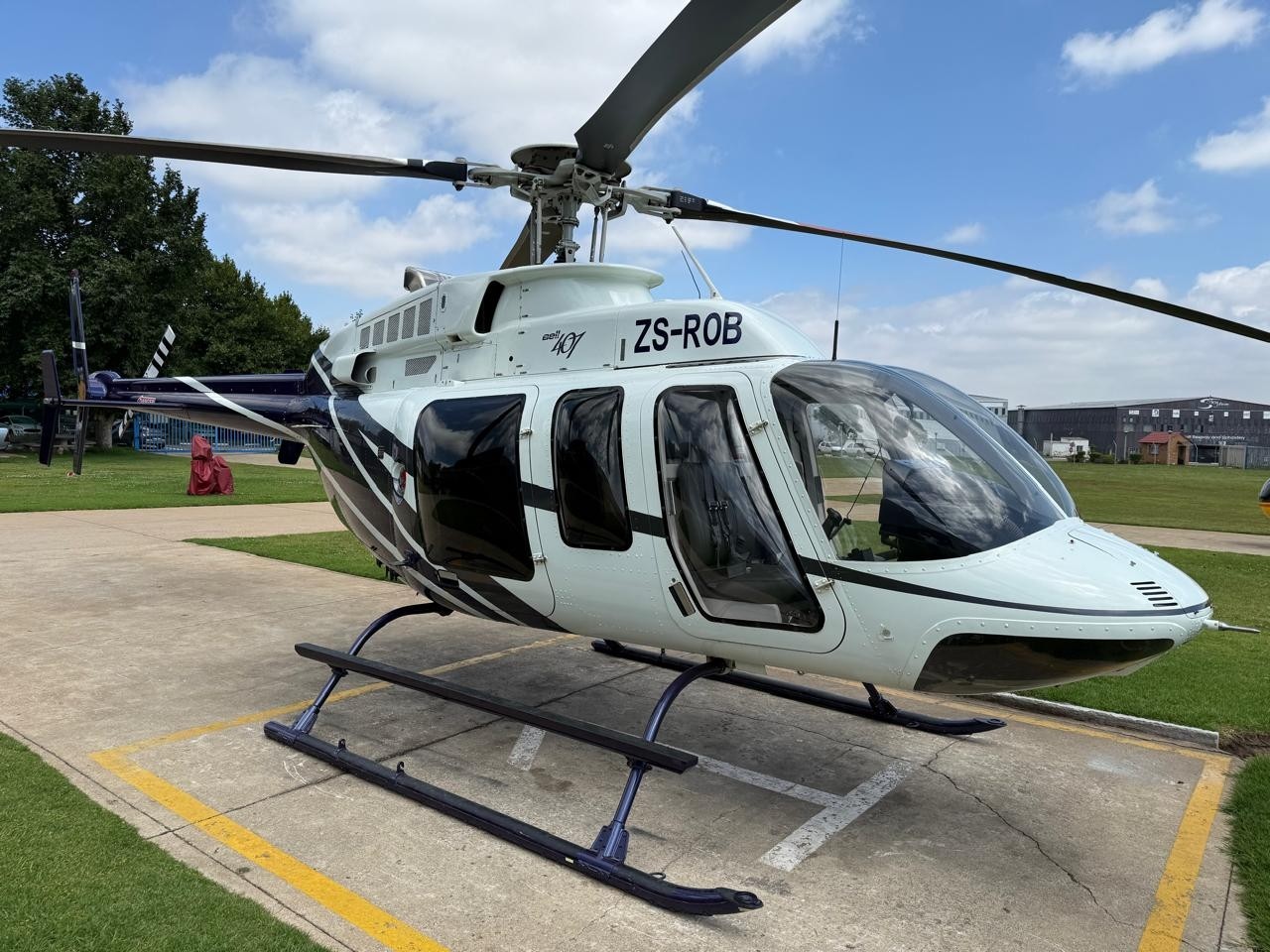 2005 Bell 407 For Sale | ZA. 600 hrs. | AvBuyer