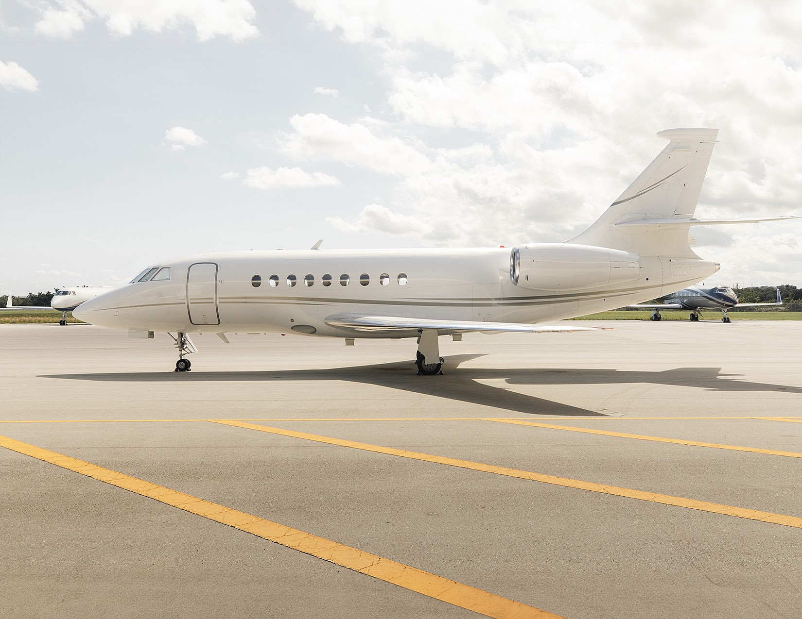 2000 Dassault Falcon 2000 For Sale | FL, US. 9860 hrs. | AvBuyer