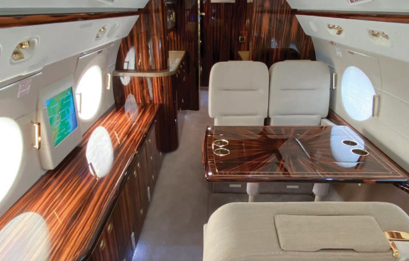 2004 Gulfstream G550 For Sale | NY, US. 5350 hrs. | AvBuyer