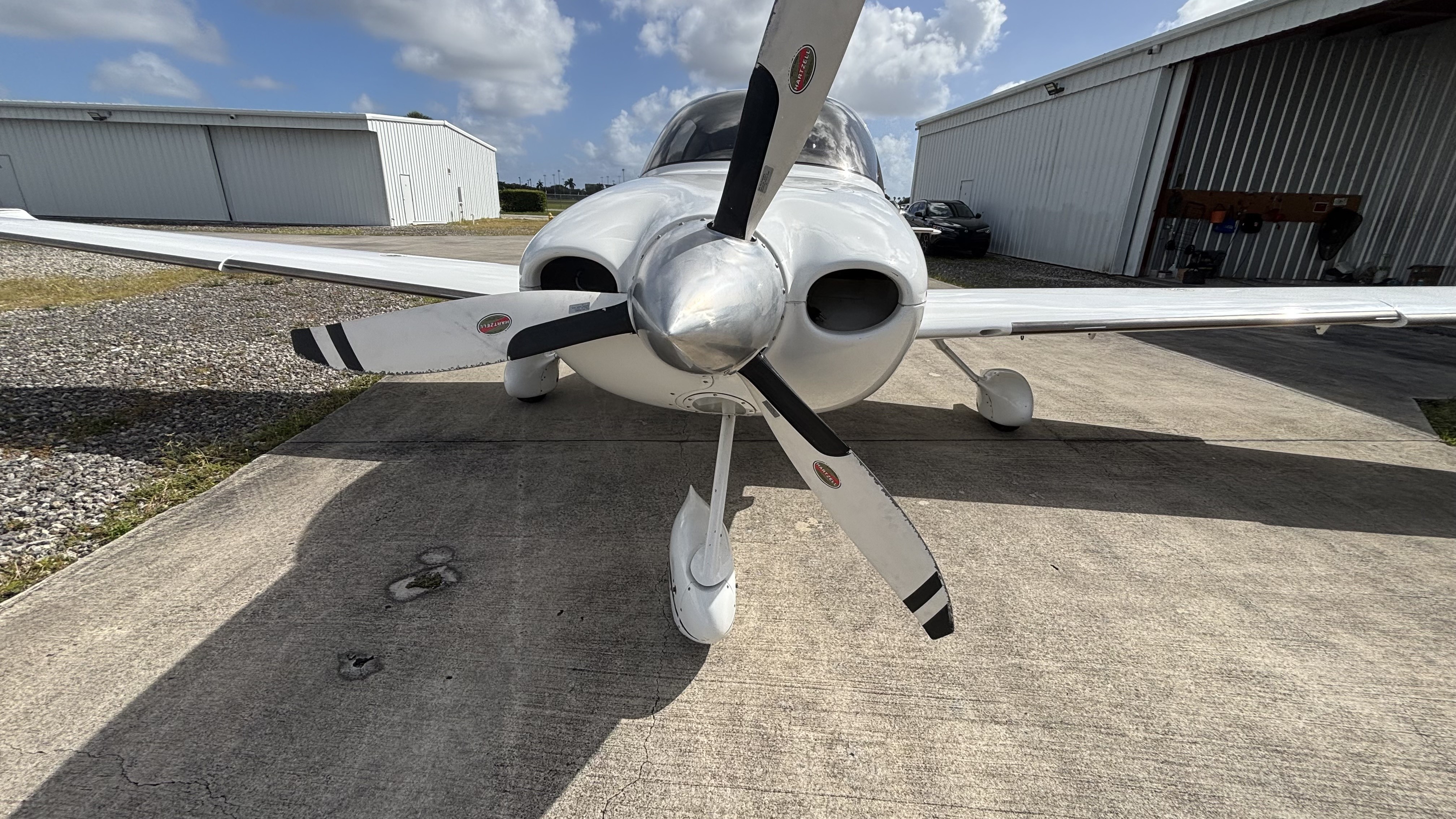 2005 Cirrus SR22 G2 GTS For Sale | FL, US. 1100 hrs. | AvBuyer