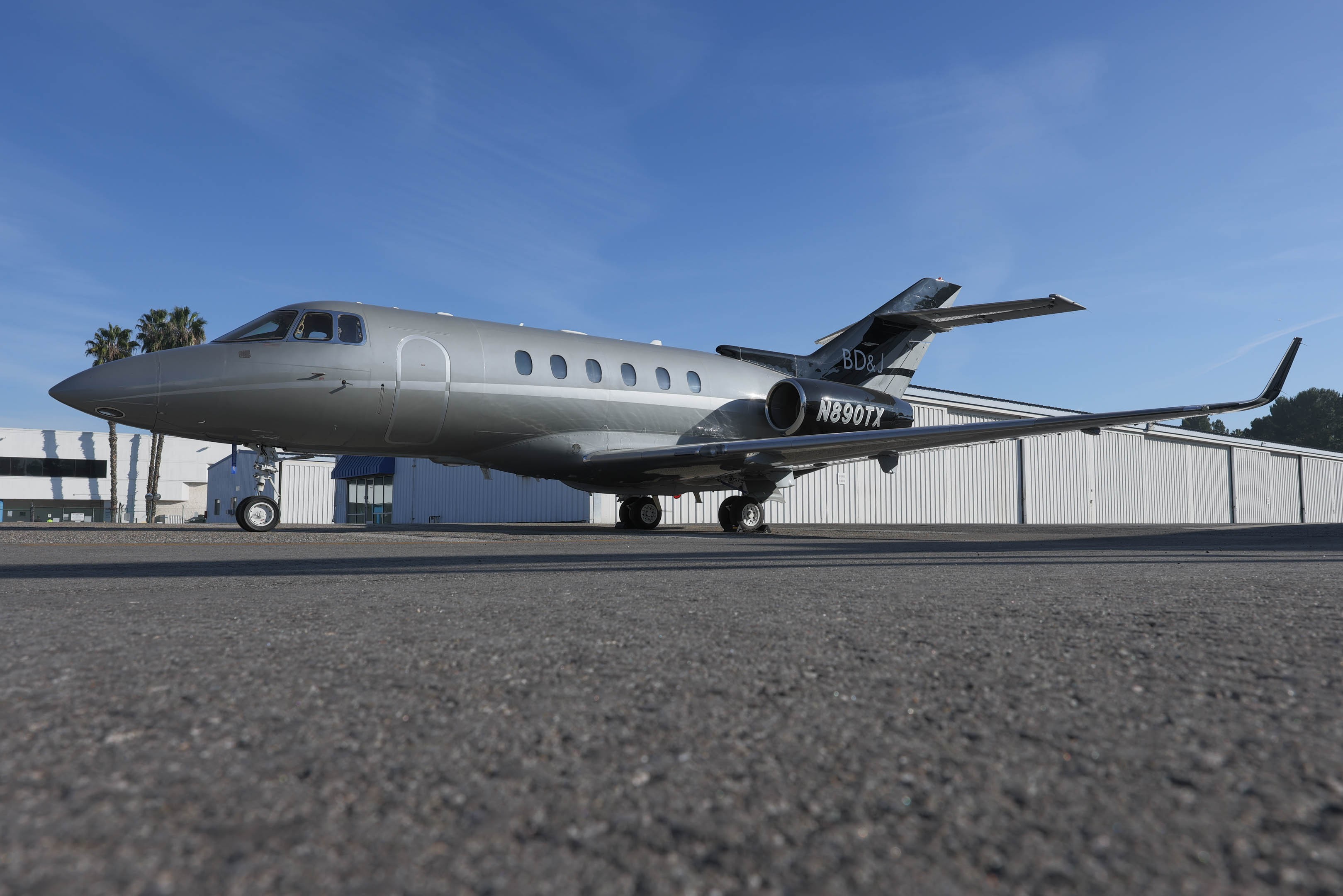 2007 Hawker 900XP For Sale | CA, US. 7892 hrs. | AvBuyer