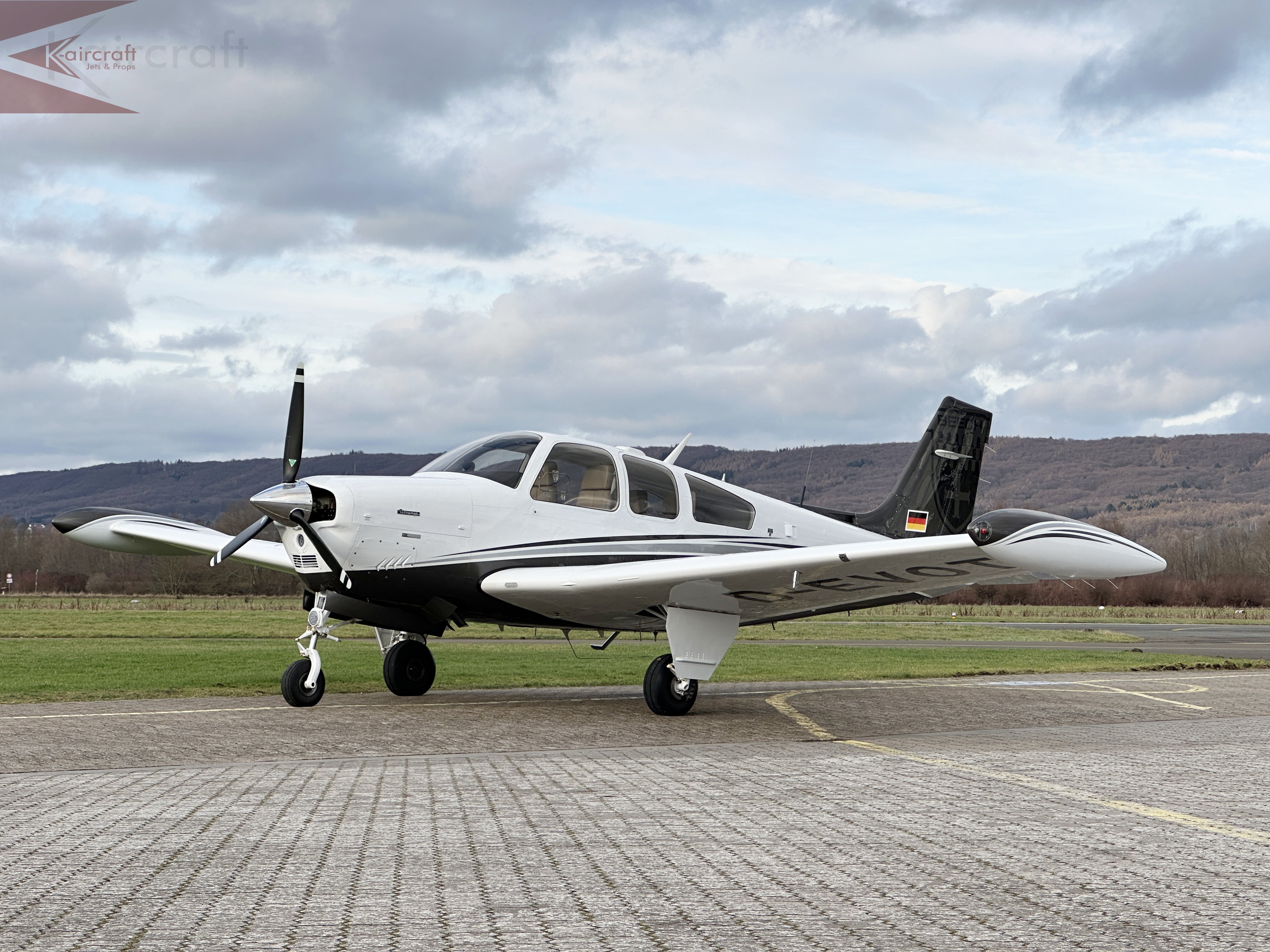 1990 Beechcraft F33A Bonanza For Sale | Germany. 1775 hrs. | AvBuyer
